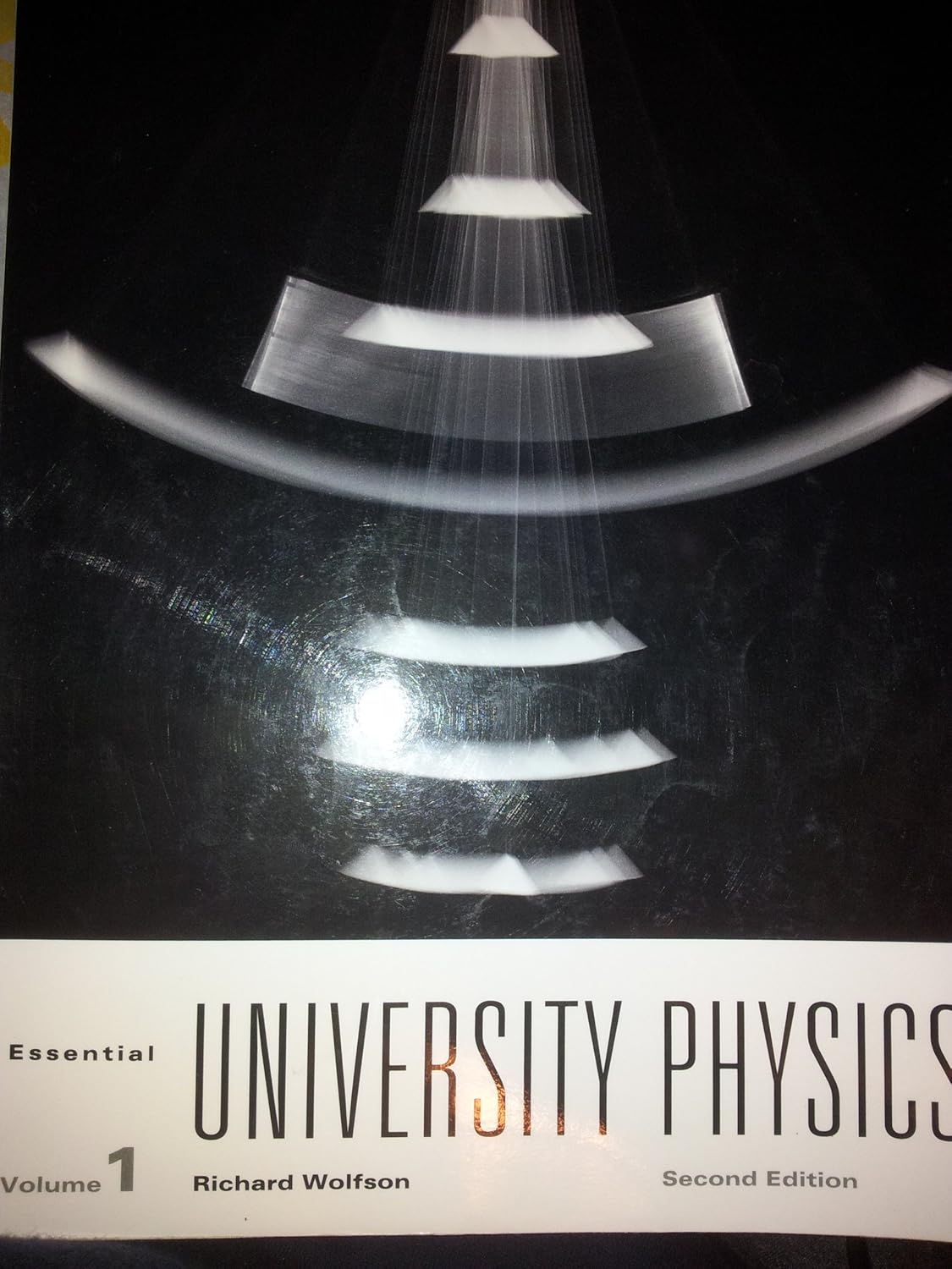 Amazon.com: Essential University Physics: Volume 1 (2nd Edition): 9780321706690: Wolfson ...