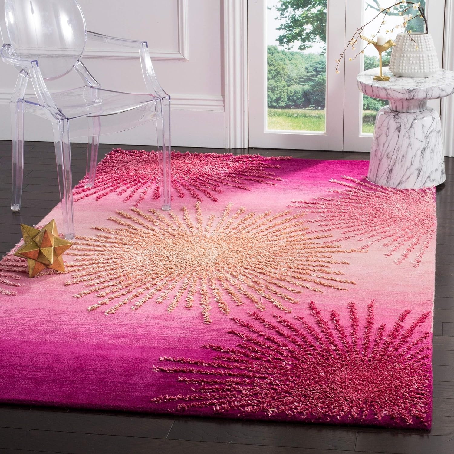 Amazon.com: SAFAVIEH Soho Collection 6' x 9' Pink SOH712N Handmade ...