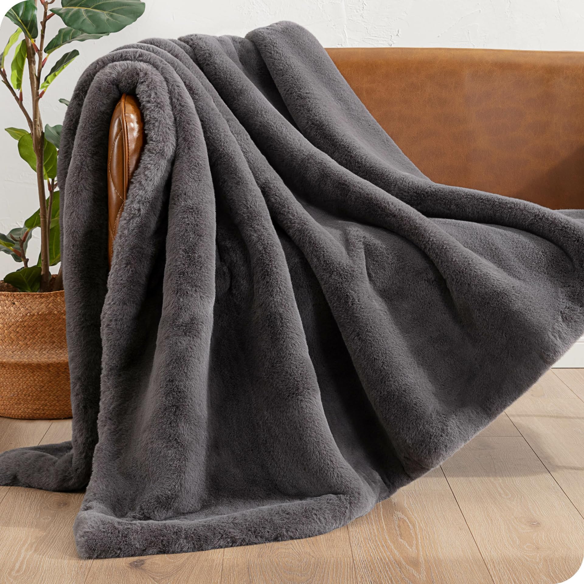 Amazon.com: UnHide Lil’ Marsh - Faux Fur Blanket - Durable, Lightweight ...