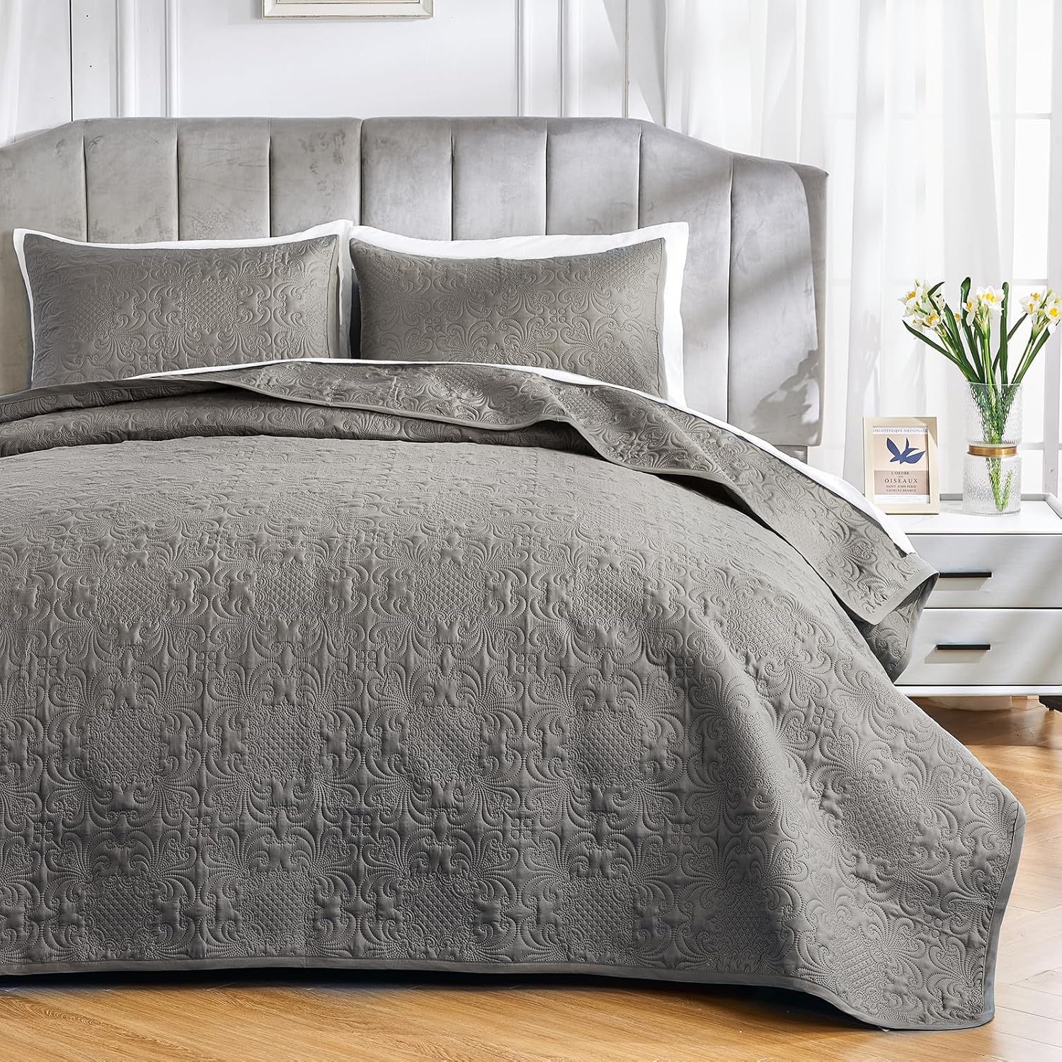 Amazon.com: Qucover Grey Quilt Queen Size, 3 Piece Lightweight ...