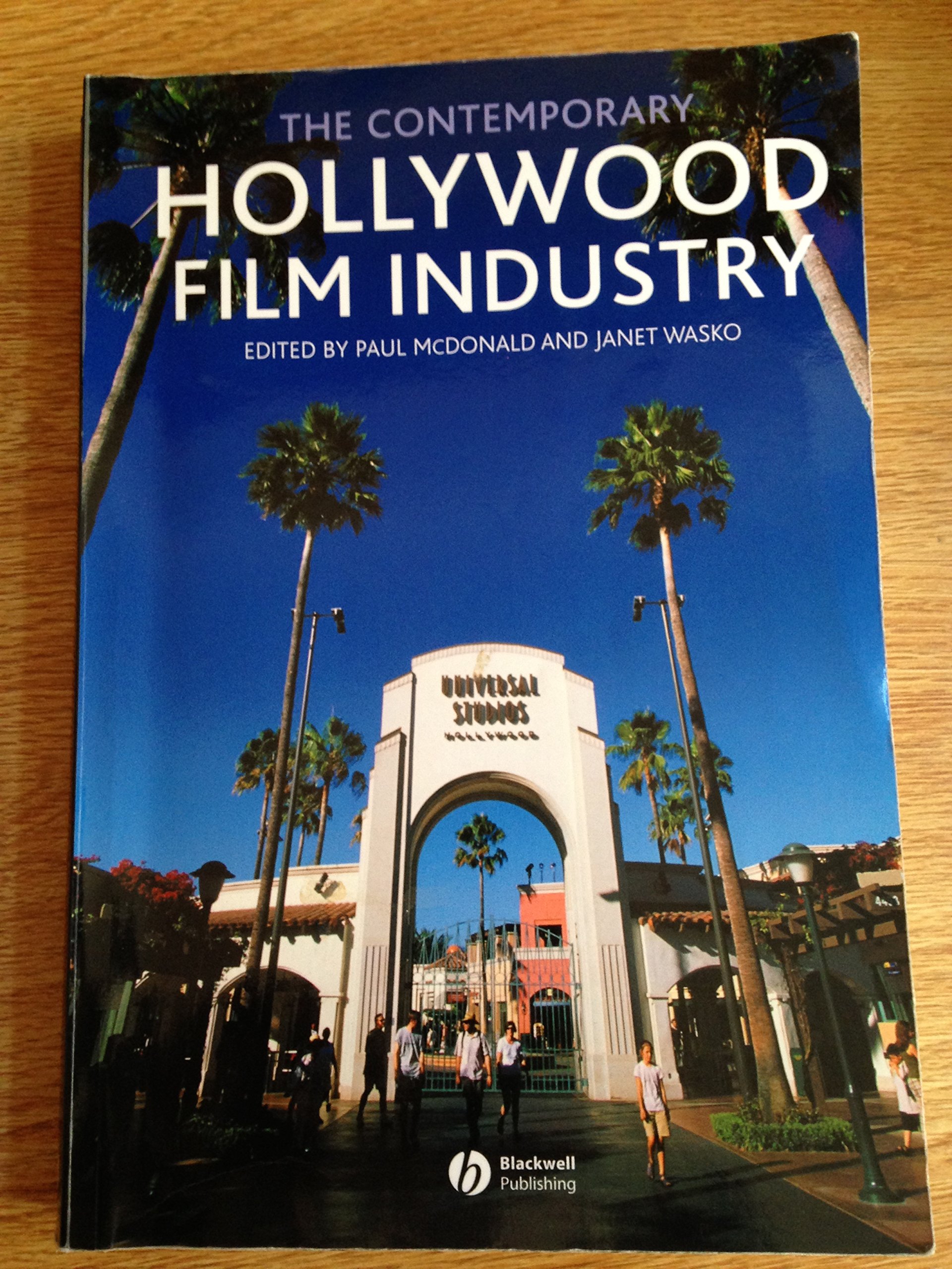 Amazon.com: The Contemporary Hollywood Film Industry: 9781405133883 ...