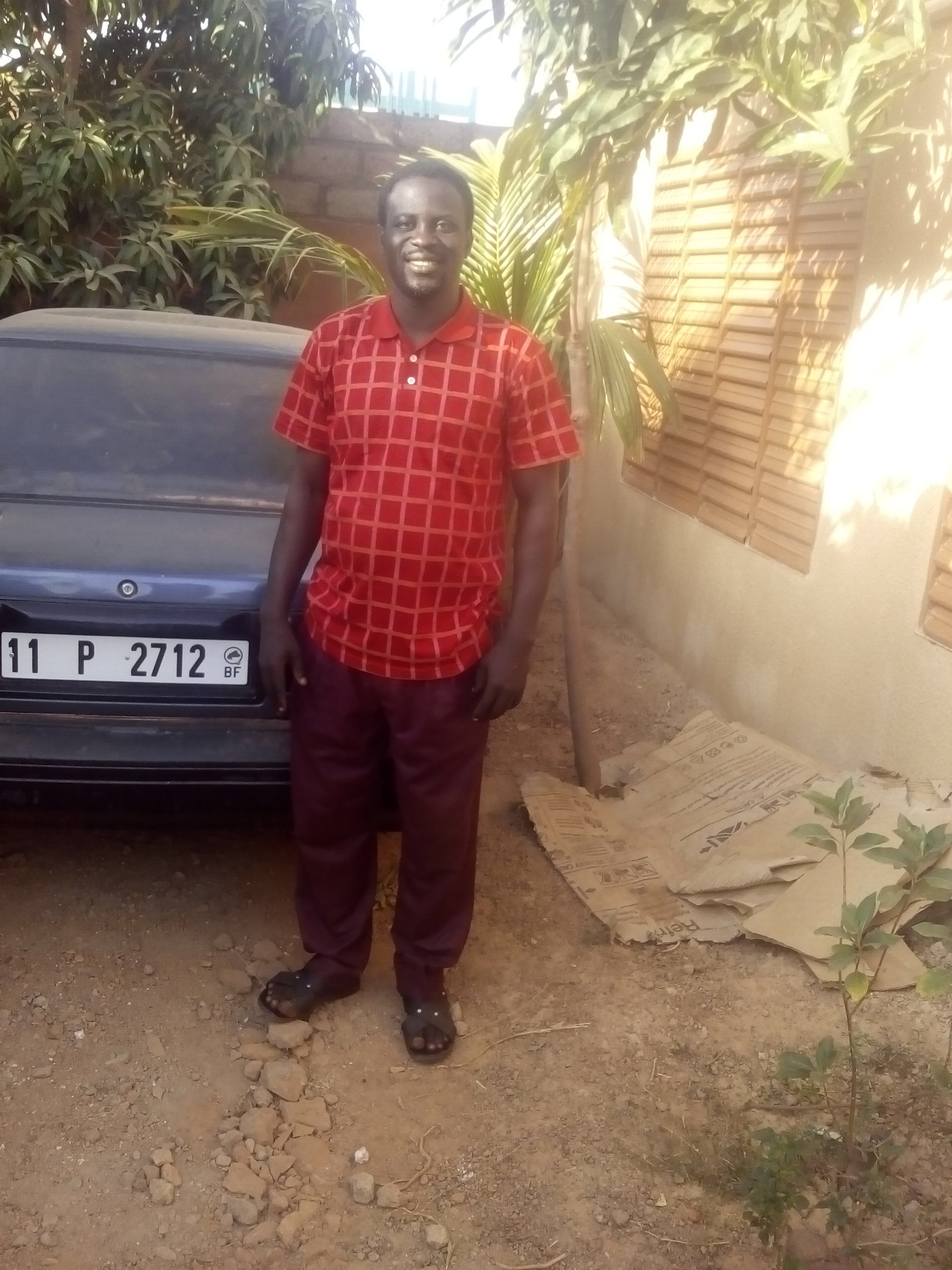 Amazon.com: Daniel Oyebode Akintola: books, biography, latest update