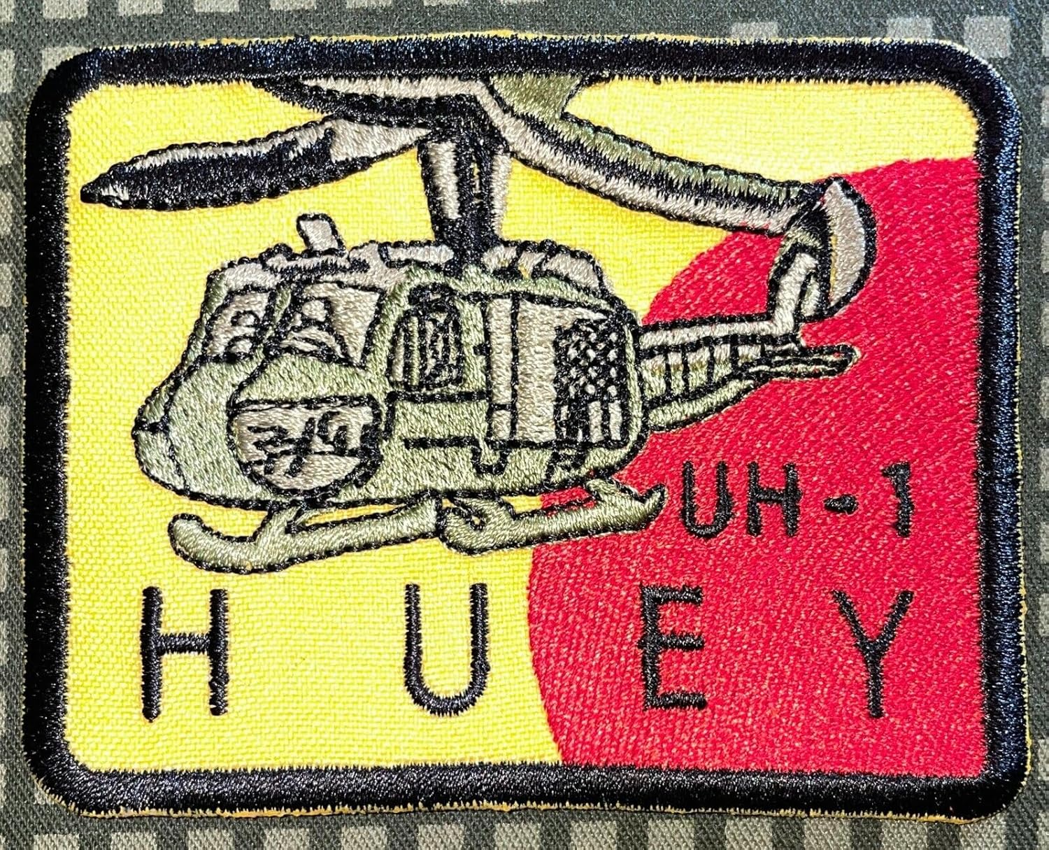 Amazon.com: United States Army Uh-1 Huey Vietnam War Utility Helicopter ...