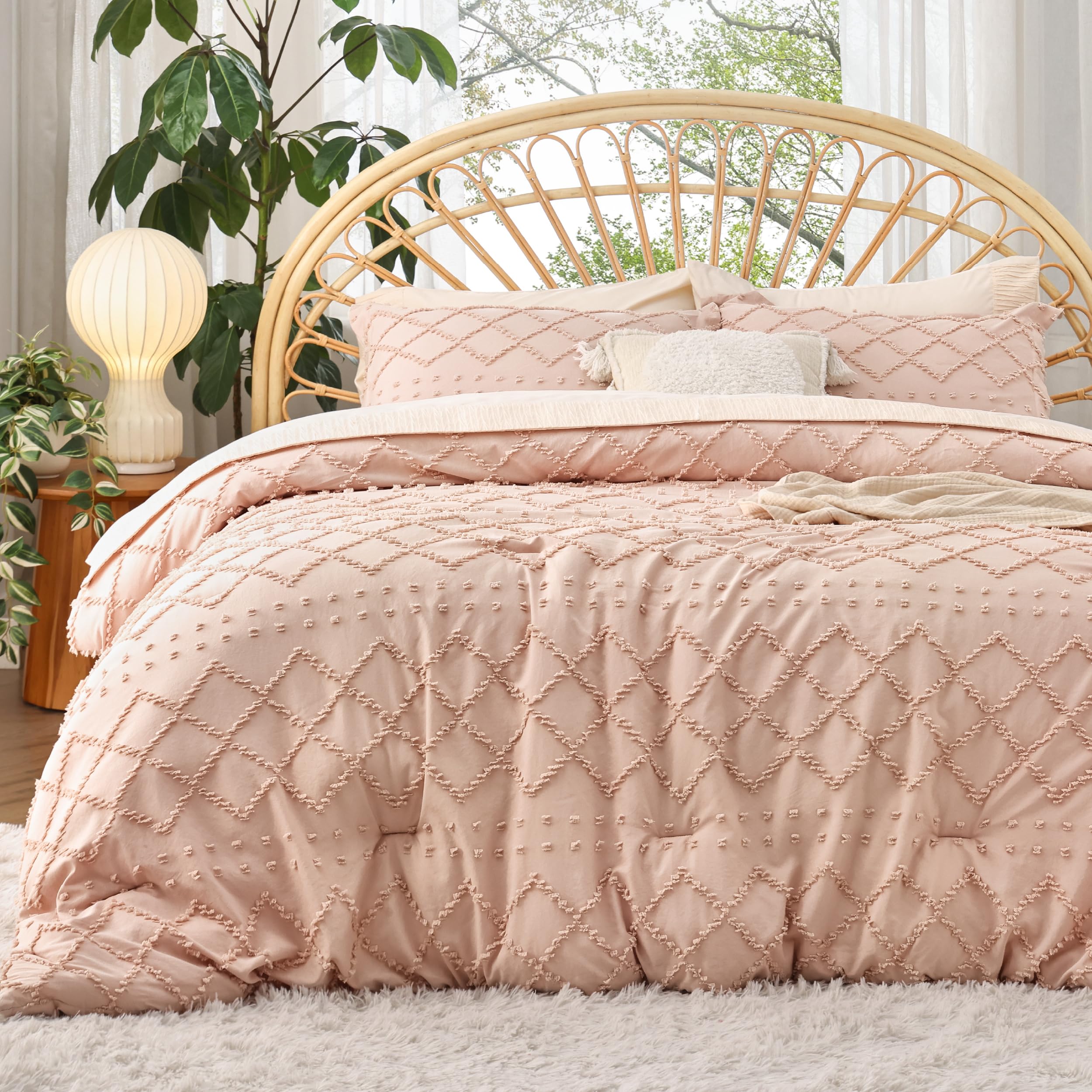 Amazon.com: Bedsure King Size Comforter Set - Coral Pink Comforter ...