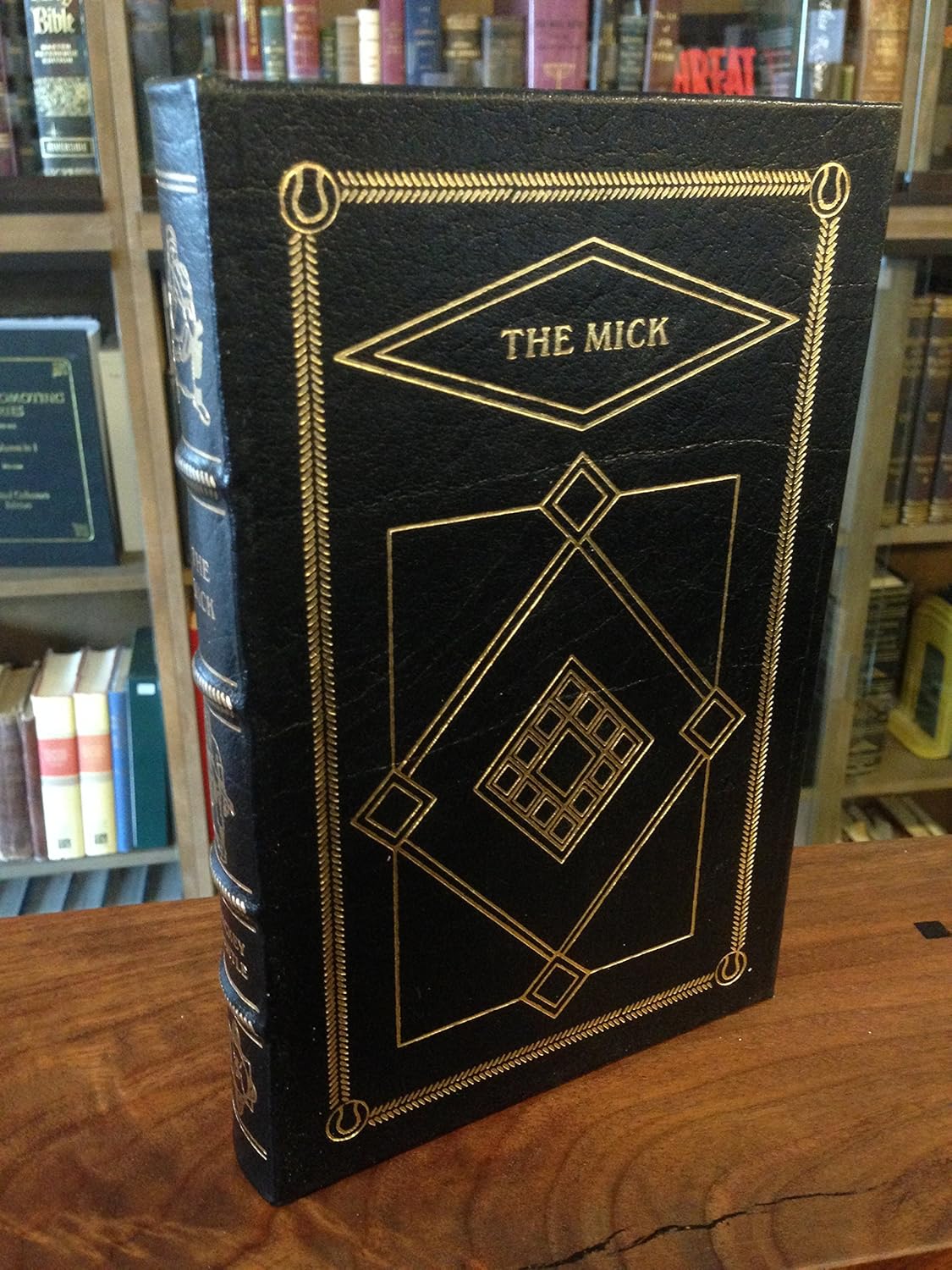 The Mick: Mantle, Mickey: Amazon.com: Books