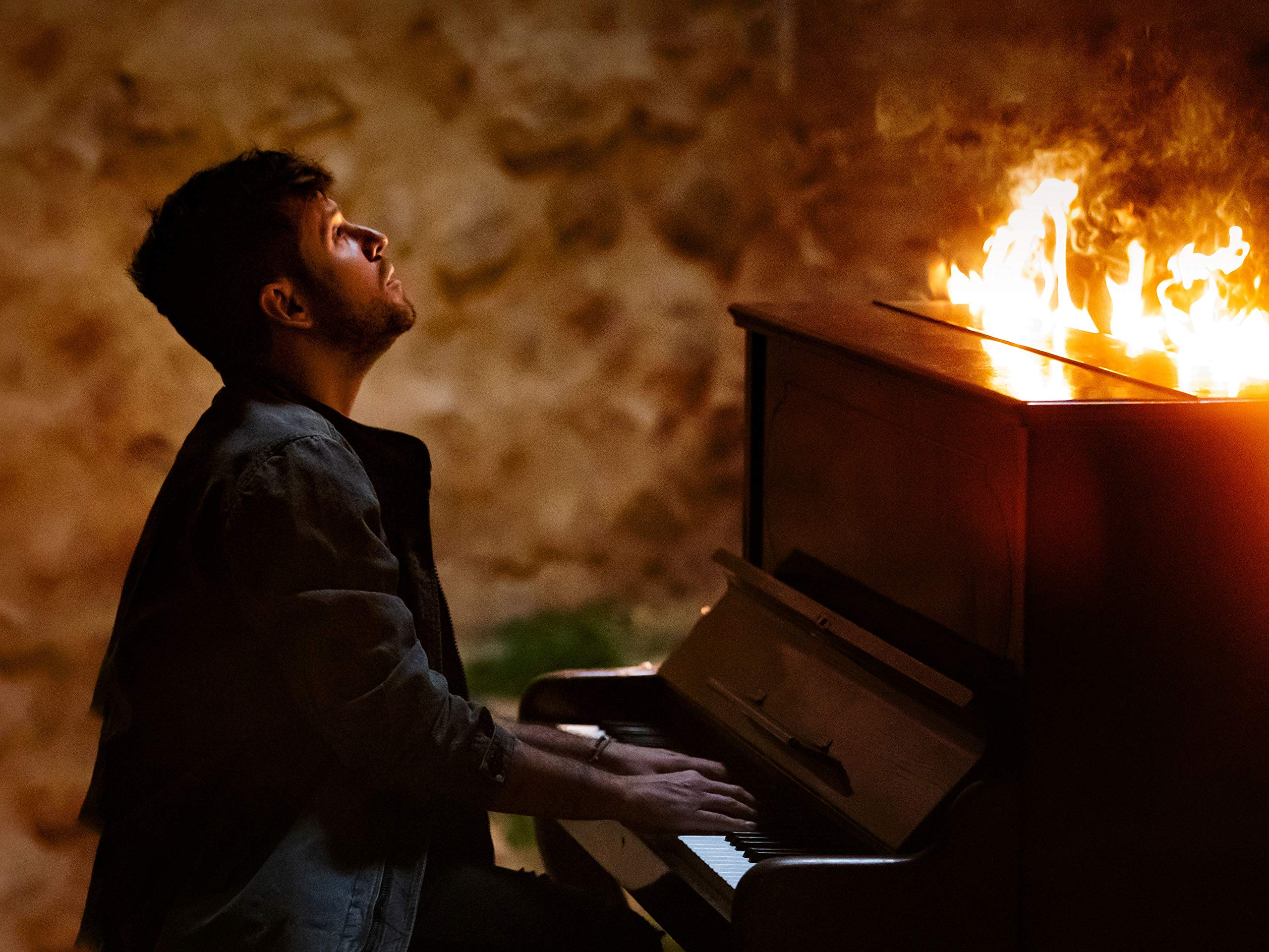 Corazón En La Maleta song by Luis Fonsi from 8 (Deluxe) on Amazon Music