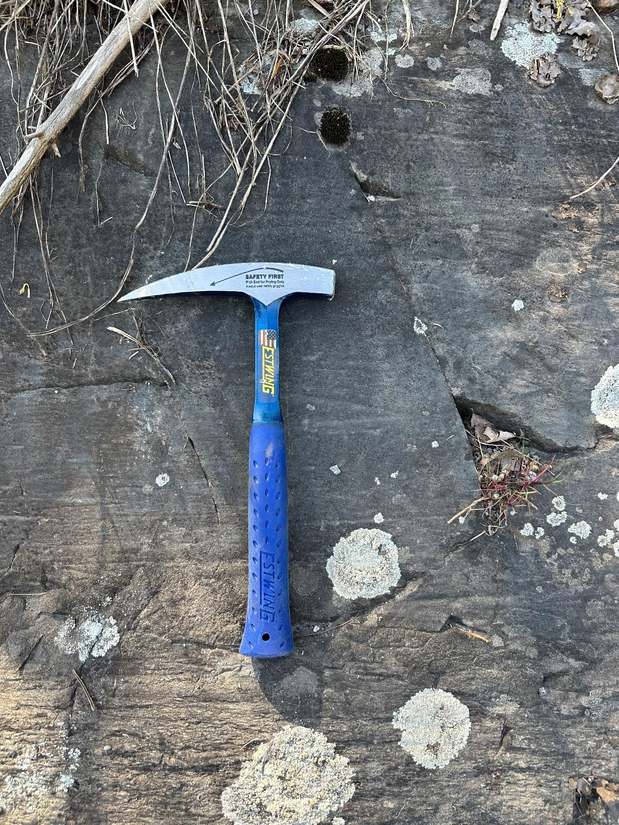 $9/mo - Finance Estwing Rock Pick - 22 oz Geological Hammer with ...