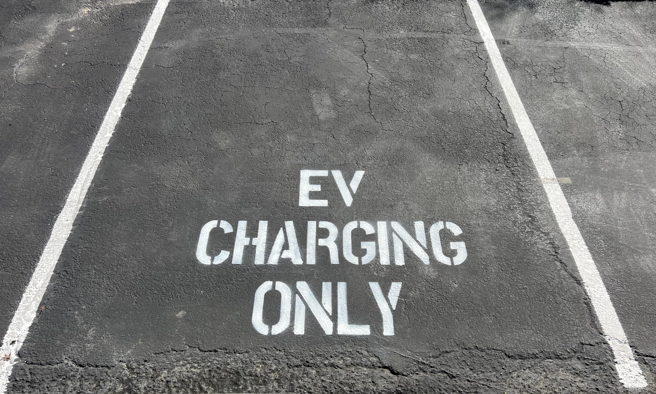 Snapklik.com : APS 12" EV Charging ONLY Pavement Stencil Reusable EV ...