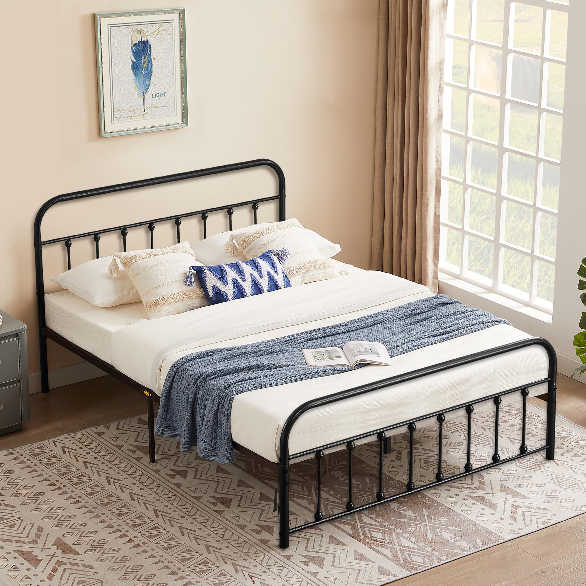 Snapklik.com : VECELO Black Metal Bed Frame Full Size