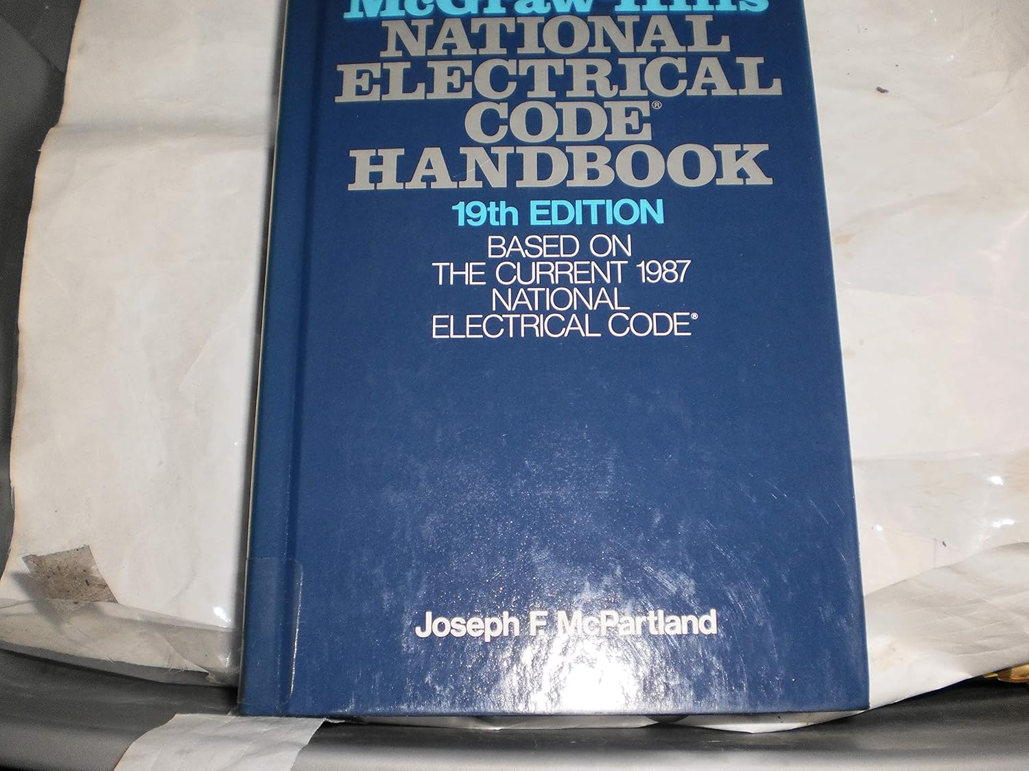 Amazon | McGraw-Hill's National Electrical Code Handbook | McPartland ...