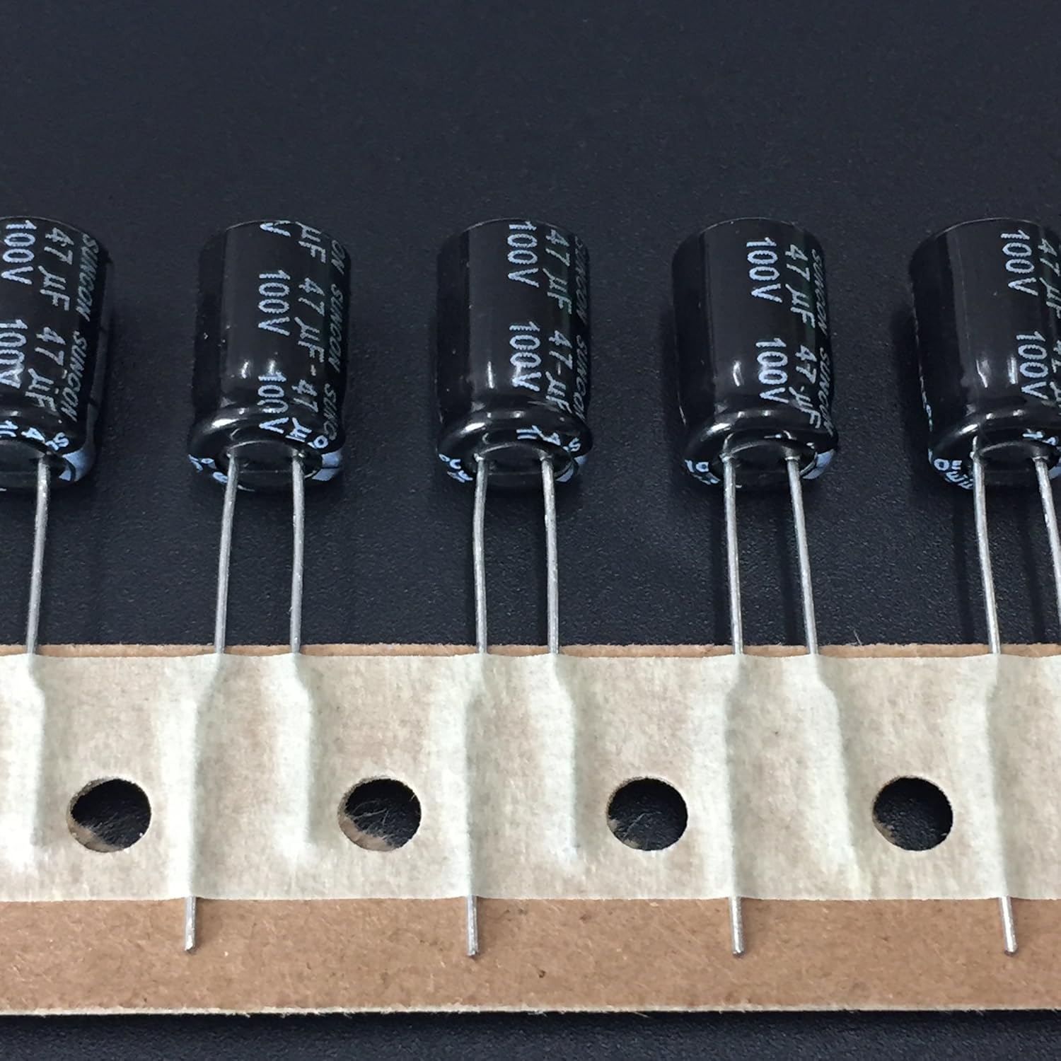 Amazon.com: E-First 20PCS 100V 47UF 100V47uF SUNCON (SANYO) FY 8X12mm ...