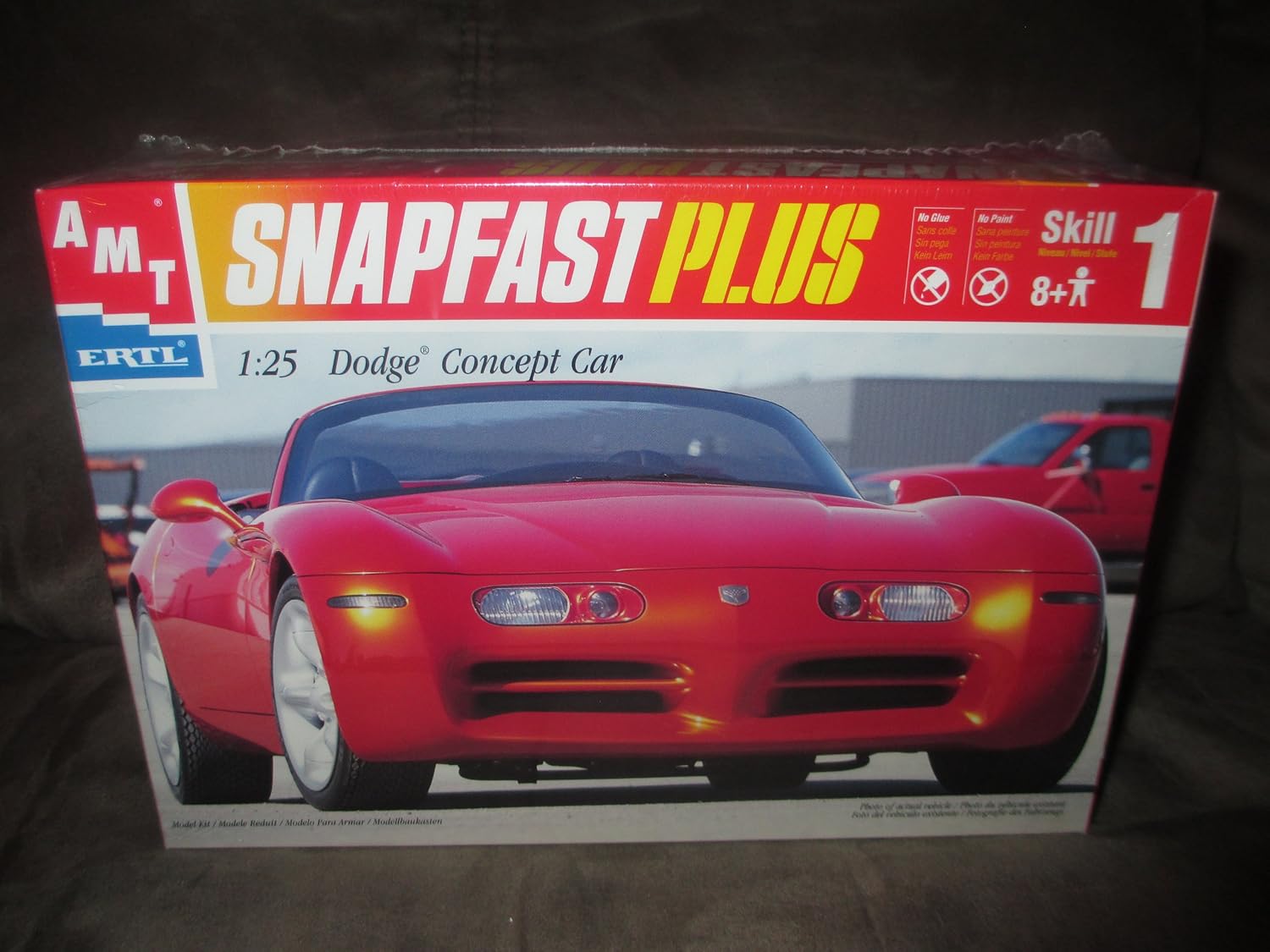 AMT Dodge Concept Car Snapfast Plus Model Kit 1/25 : Amazon.co.uk: Toys ...