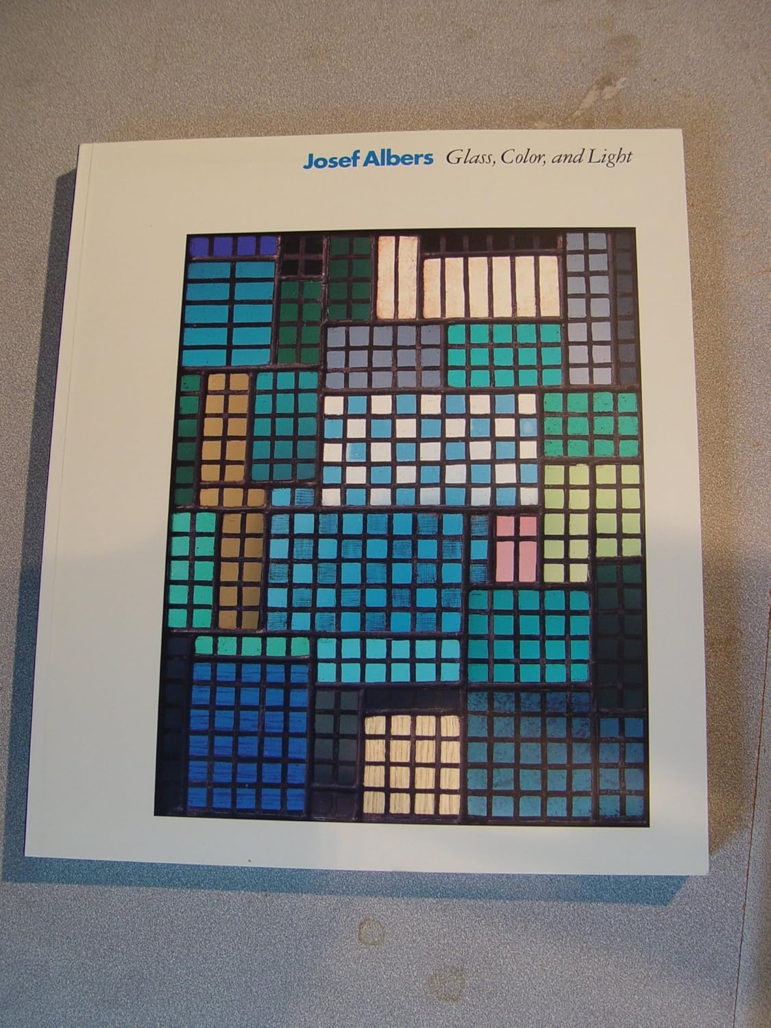 Josef Albers Glass, Color, and Light: Albers, Josef.: 9780892071289 ...