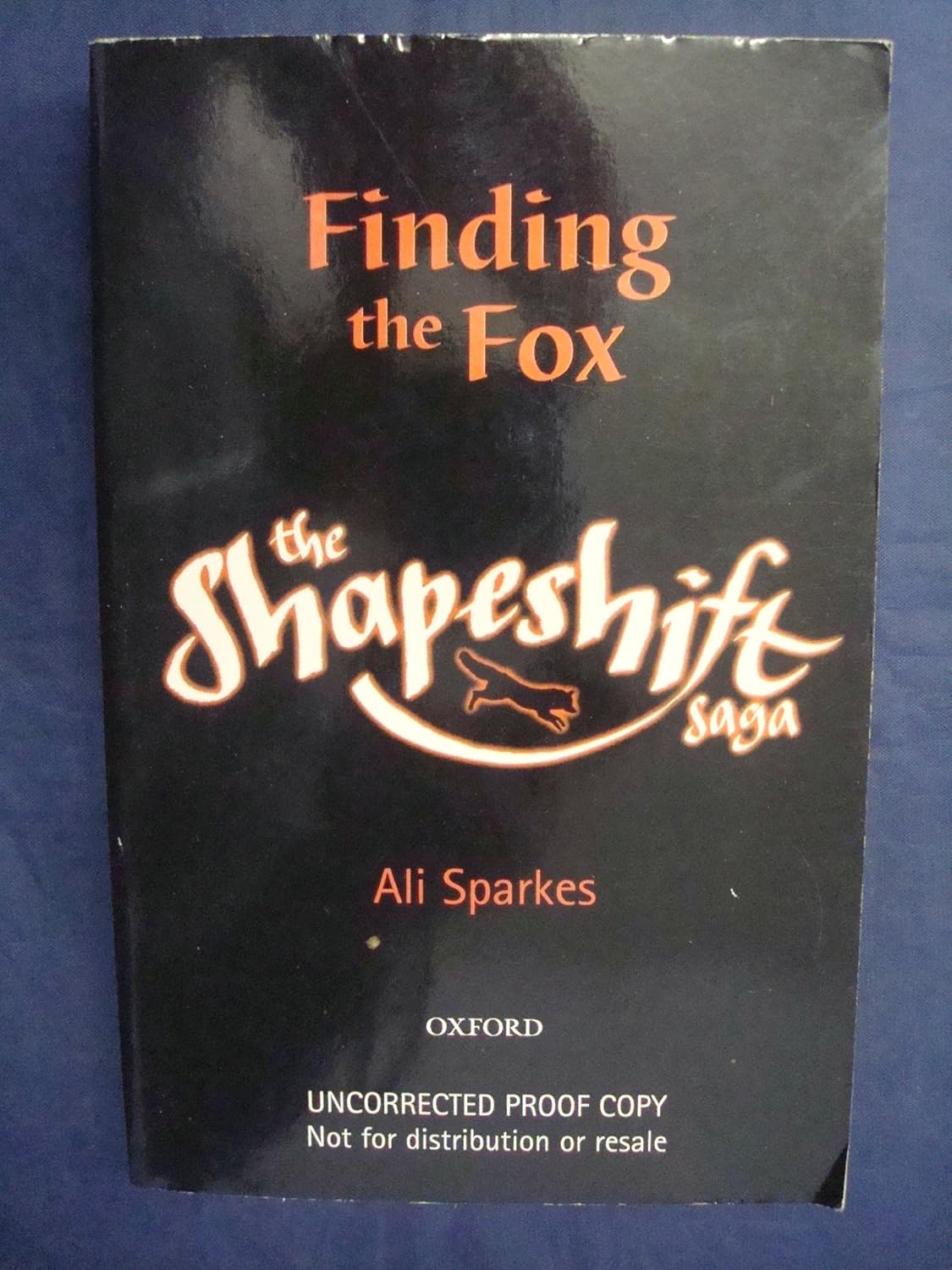 Finding the Fox (Shapeshifter): Sparkes, Ali: 9780192754653: Amazon.com ...