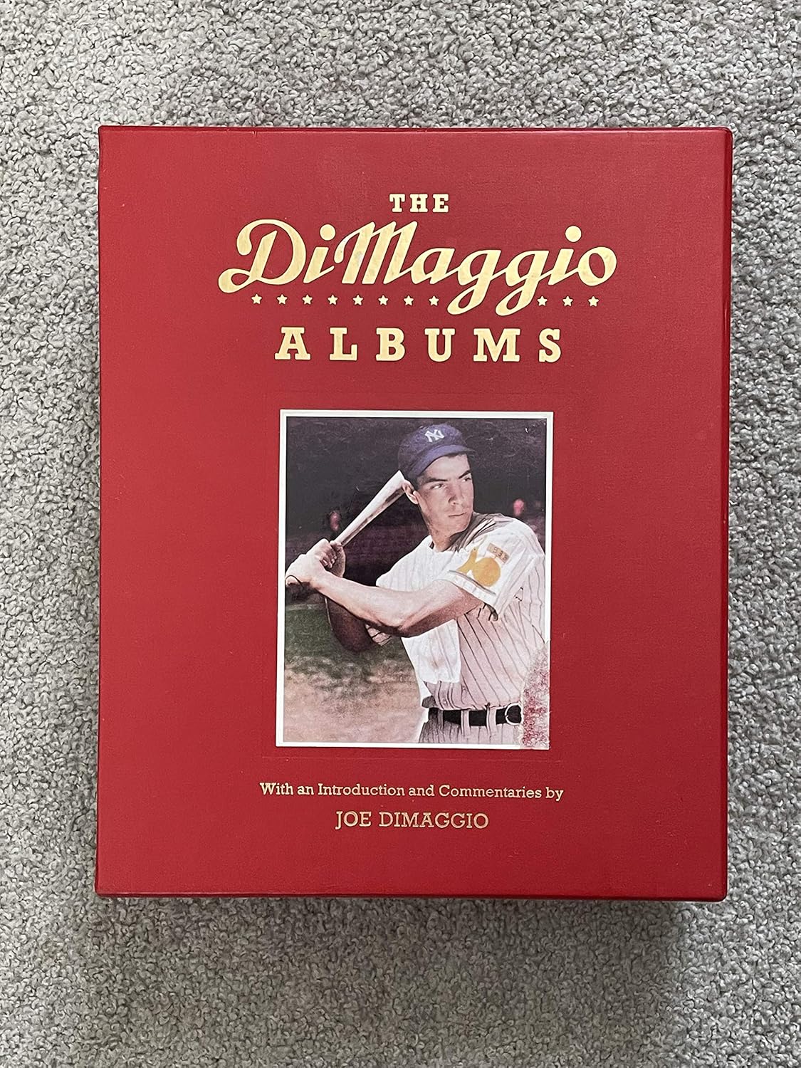 Amazon.com: The Dimaggio Albums: 9780399134876: Joe DiMaggio, Richard ...