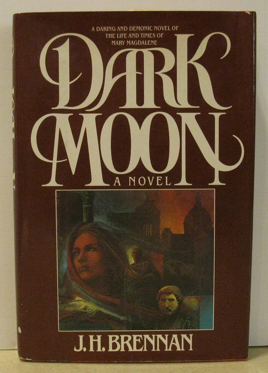 Dark moon: Brennan, J. H: 9780030580130: Amazon.com: Books