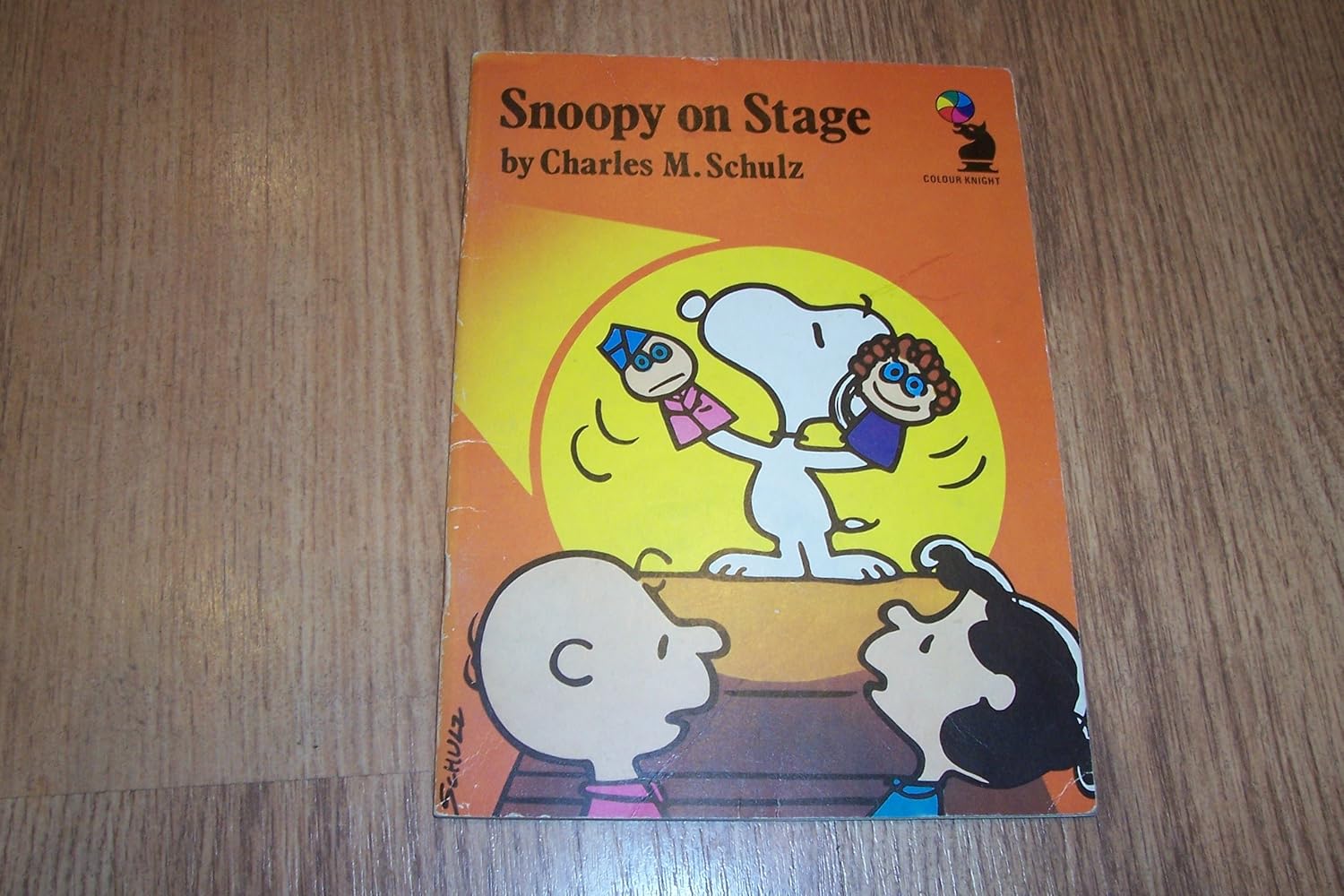 Snoopy on Stage (Knight Books) : Schulz, Charles M.: Amazon.co.uk ...