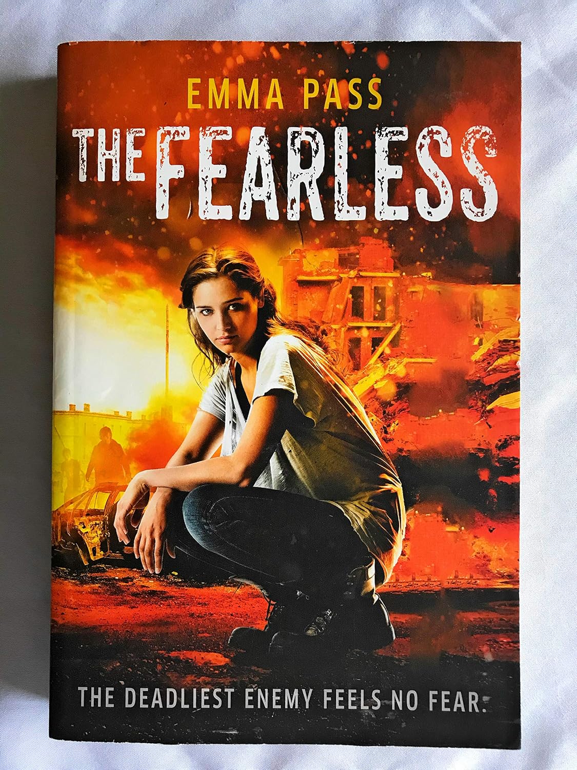 Amazon.com: The Fearless: 9780385744485: Pass, Emma: Books