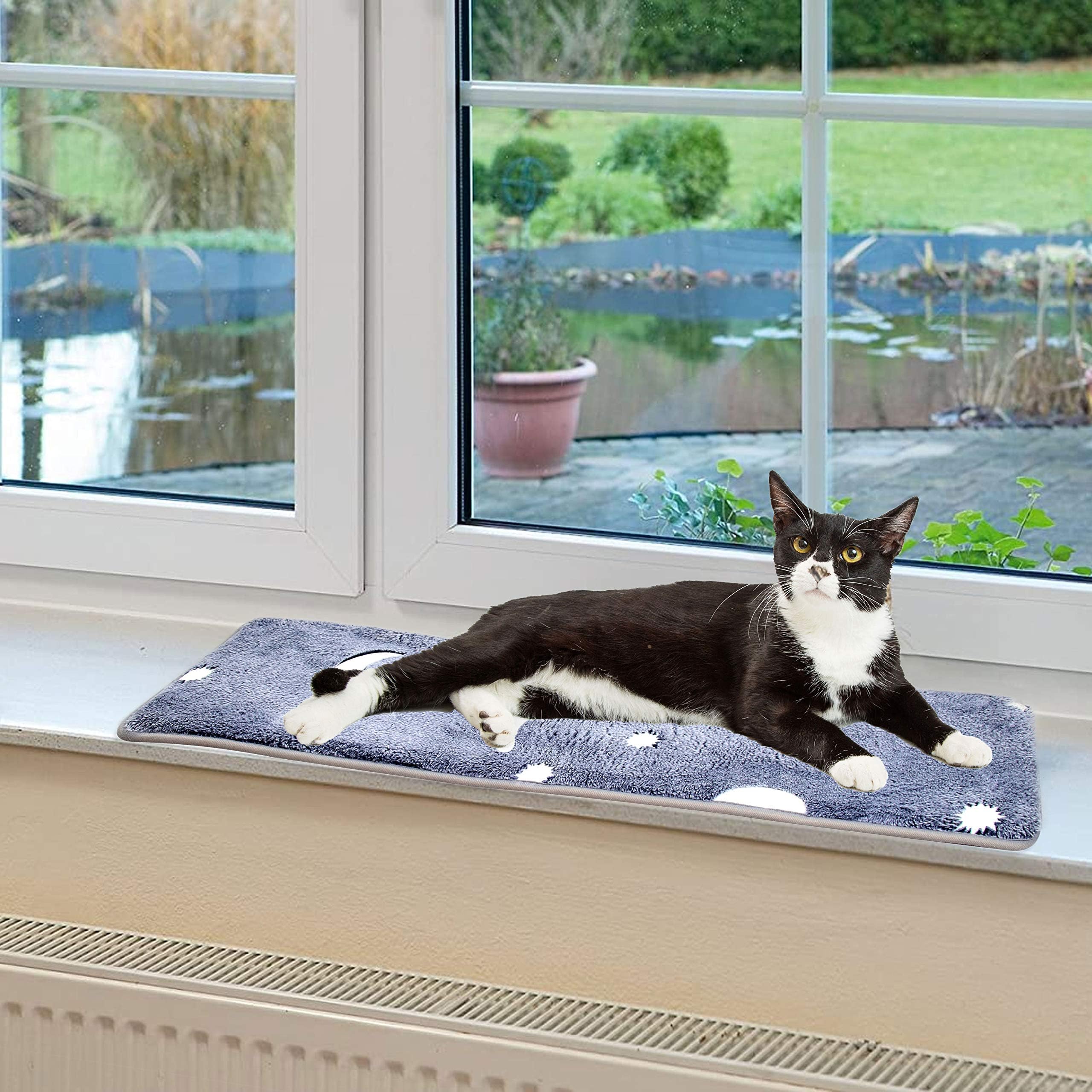 Trixie Nani 37125 Lounger Mat for Windowsill 90 x 28 cm Grey : Amazon ...