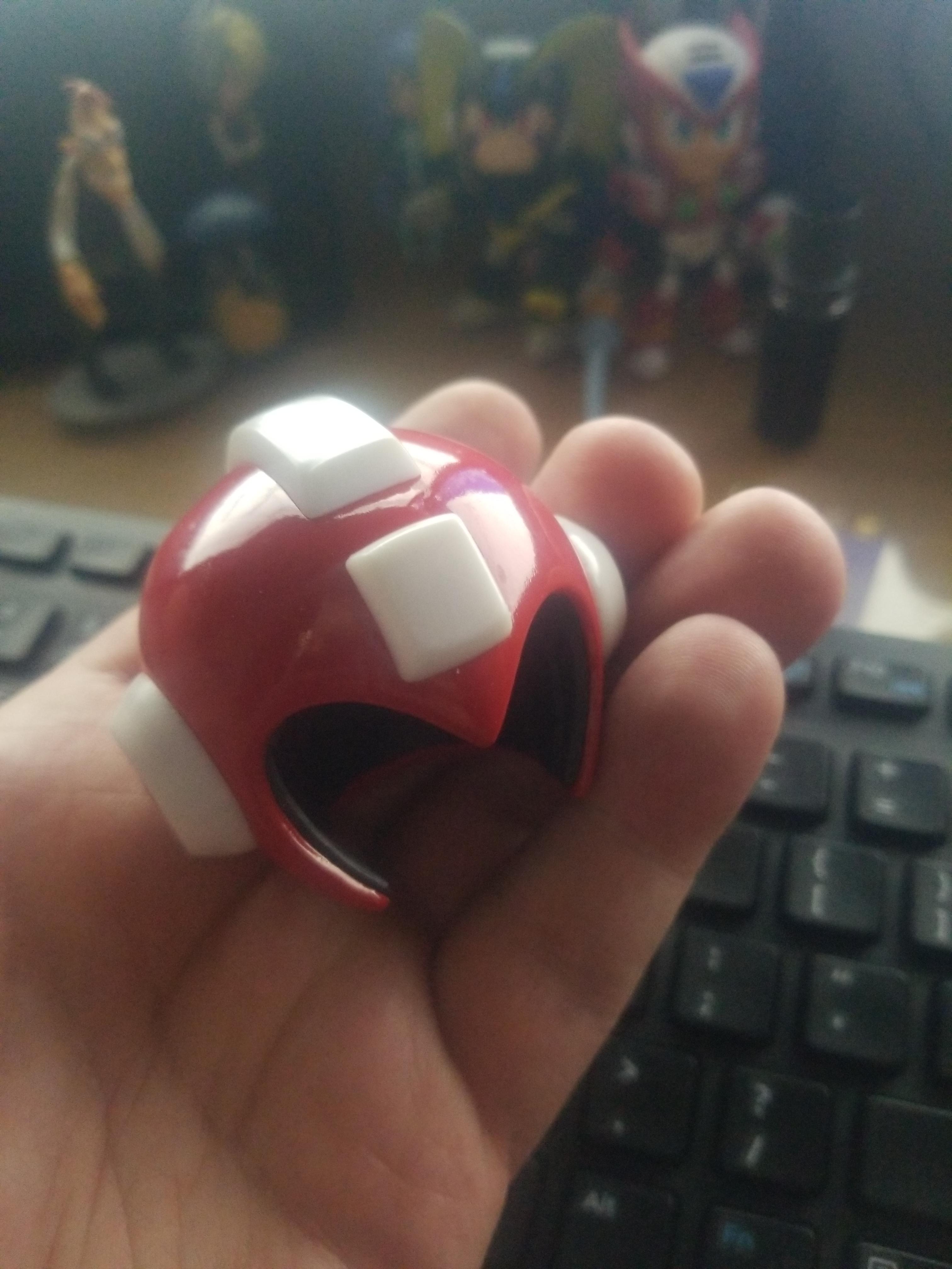 Amazon.com: Mega Man Mini Helmet - Red Rush (Loot Crate Exclusive ...