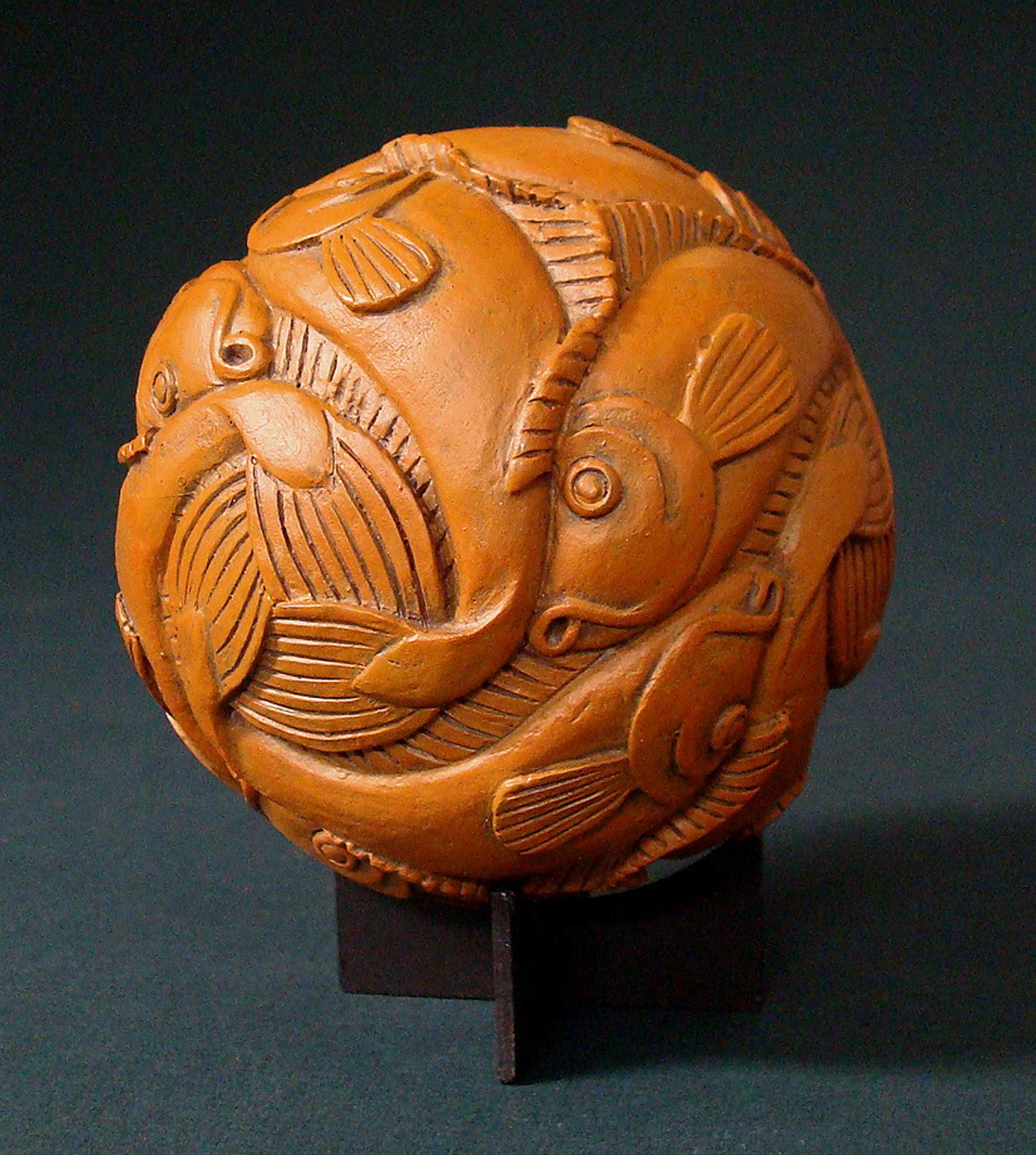 Figure – Sphere with fish by Escher – Made of Beech wood – BigaMart