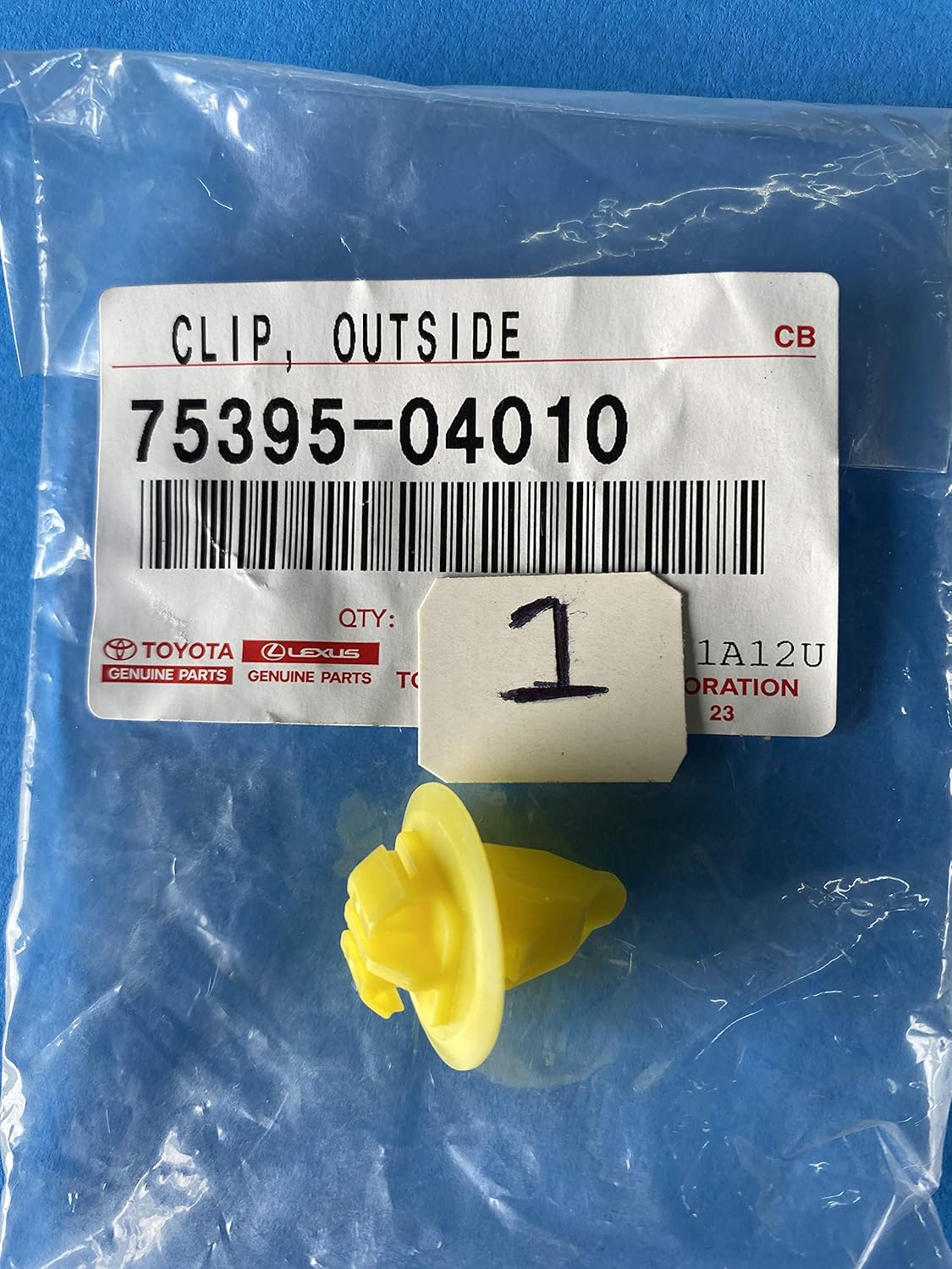 Amazon.com: Genuine Toyota Parts - Clip, Outside Mouldi (75395-04010 ...