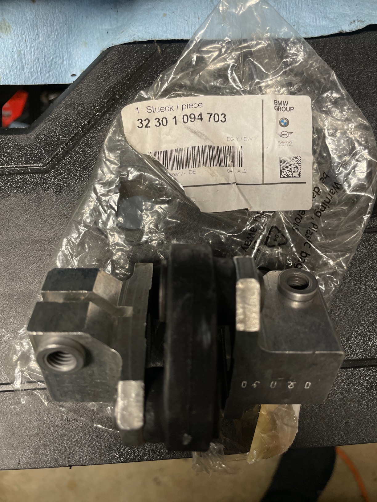 Amazon.com: New Genuine BMW Flexible Coupling For Steeri (1999-2006) OE ...