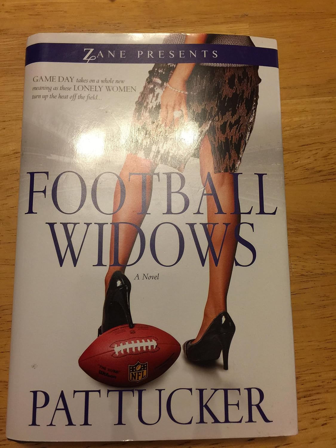 Football Widows: Tucker, Pat: 9781617933110: Amazon.com: Books