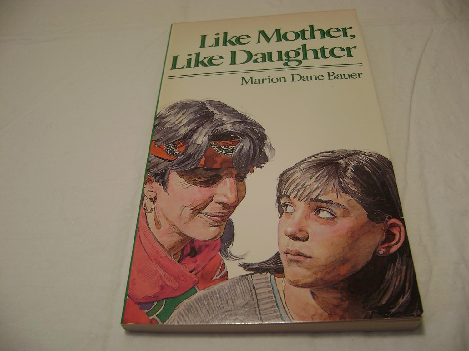 Like Mother, Like Daughter: Marion Dane Bauer: Books - Amazon.ca