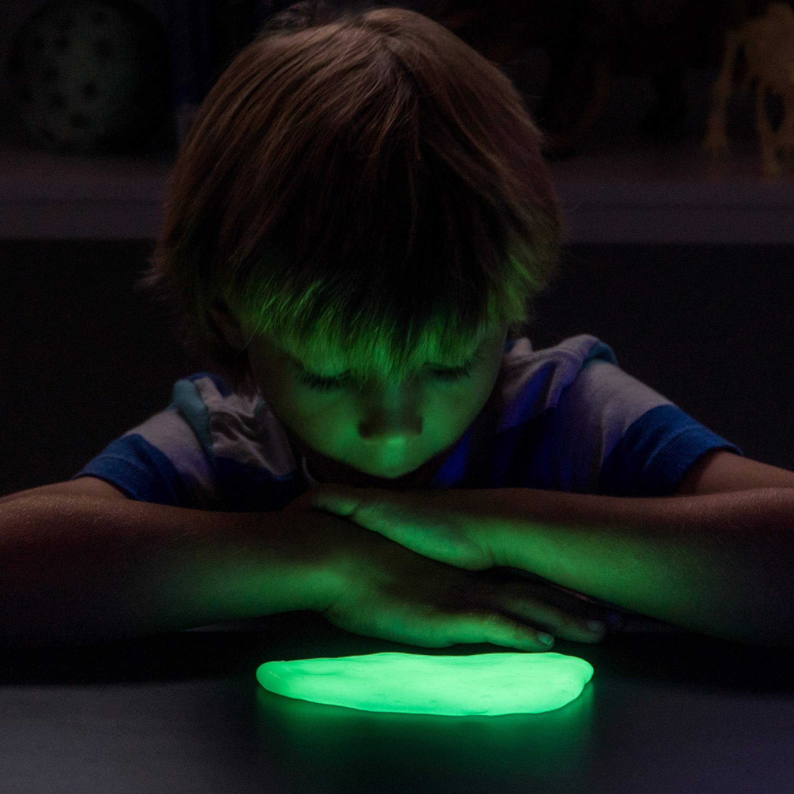Snapklik.com : NATIONAL GEOGRAPHIC Mega Science Kit - Glow In The Dark Lab