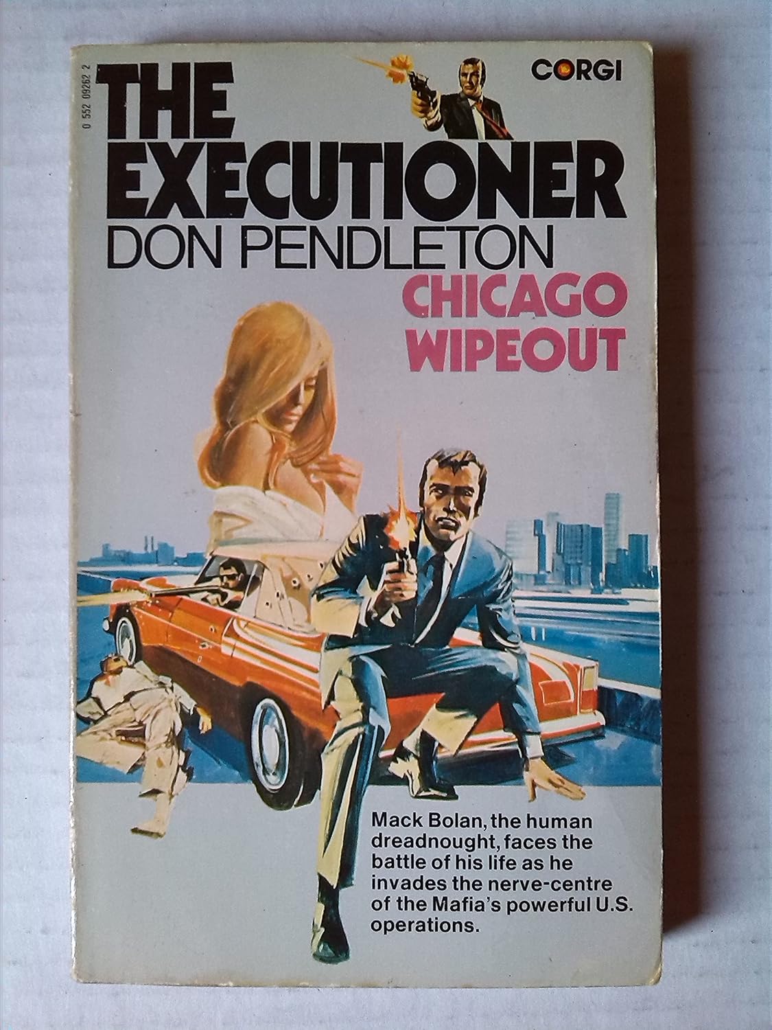 Executioner-Chicago Wipeout: Don Pendleton: 9780552092623: Amazon.com ...