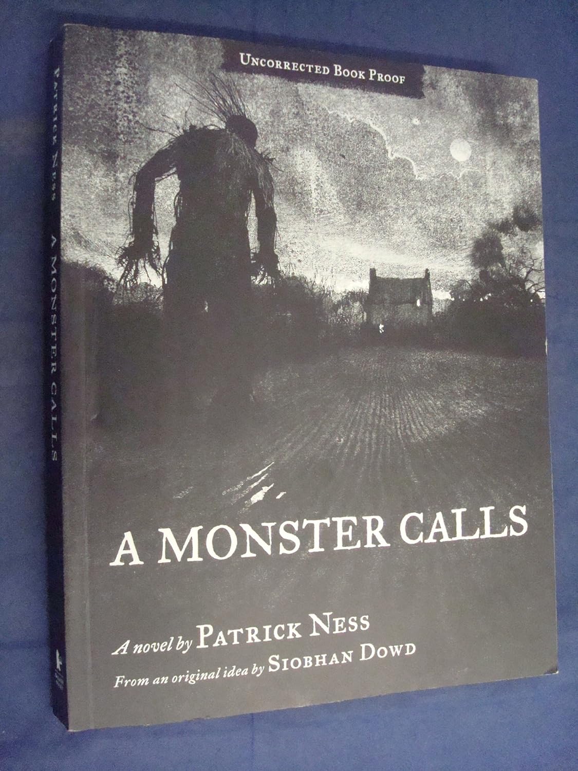 A Monster Calls: Patrick Ness: 9781406311525: Amazon.com: Books