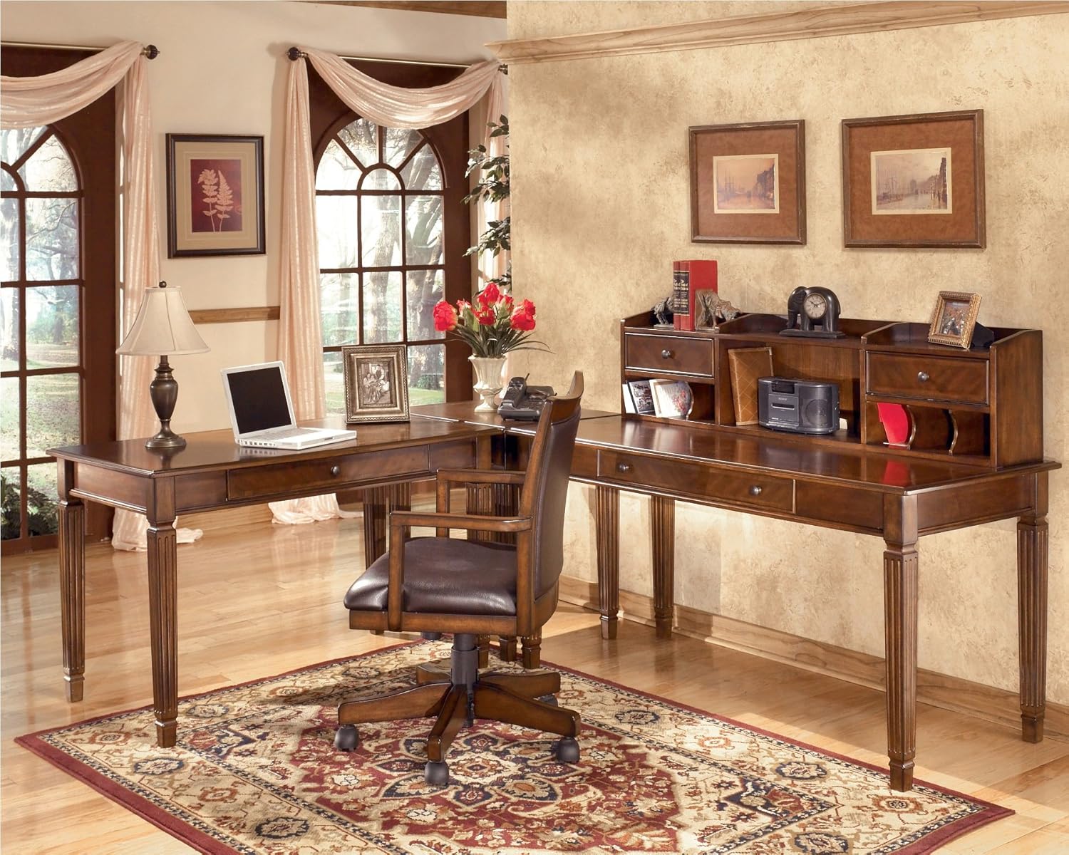 Amazon.com: Signature Design by Ashley Hamlyn Home Office Set : Home ...