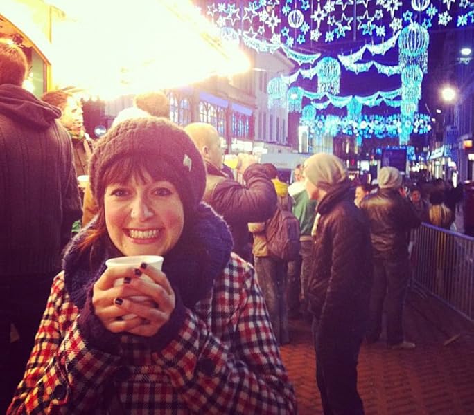 Bug: Koontz, Robin, Proud, Amy: 9781454923565: Amazon.com: Books