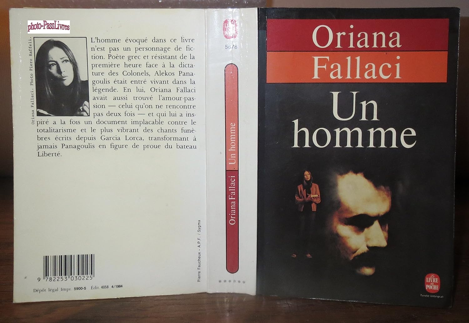 Amazon.com: Un Homme: 9782253030225: Fallaci, Oriana: Books