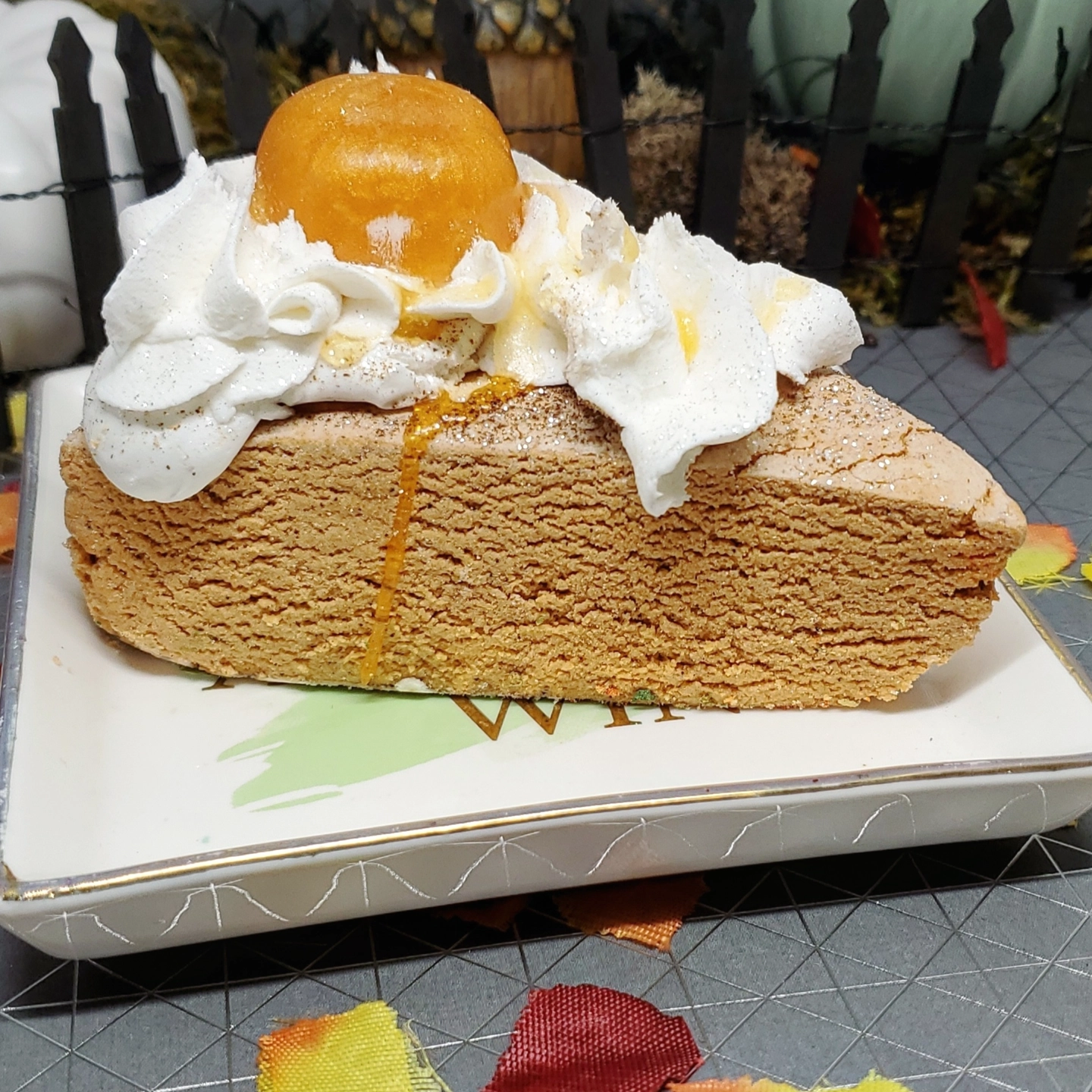 Amazon.com: NEW, 8-Slice Pie Cutter Press, 18/8 Gauge Stainless Steel ...