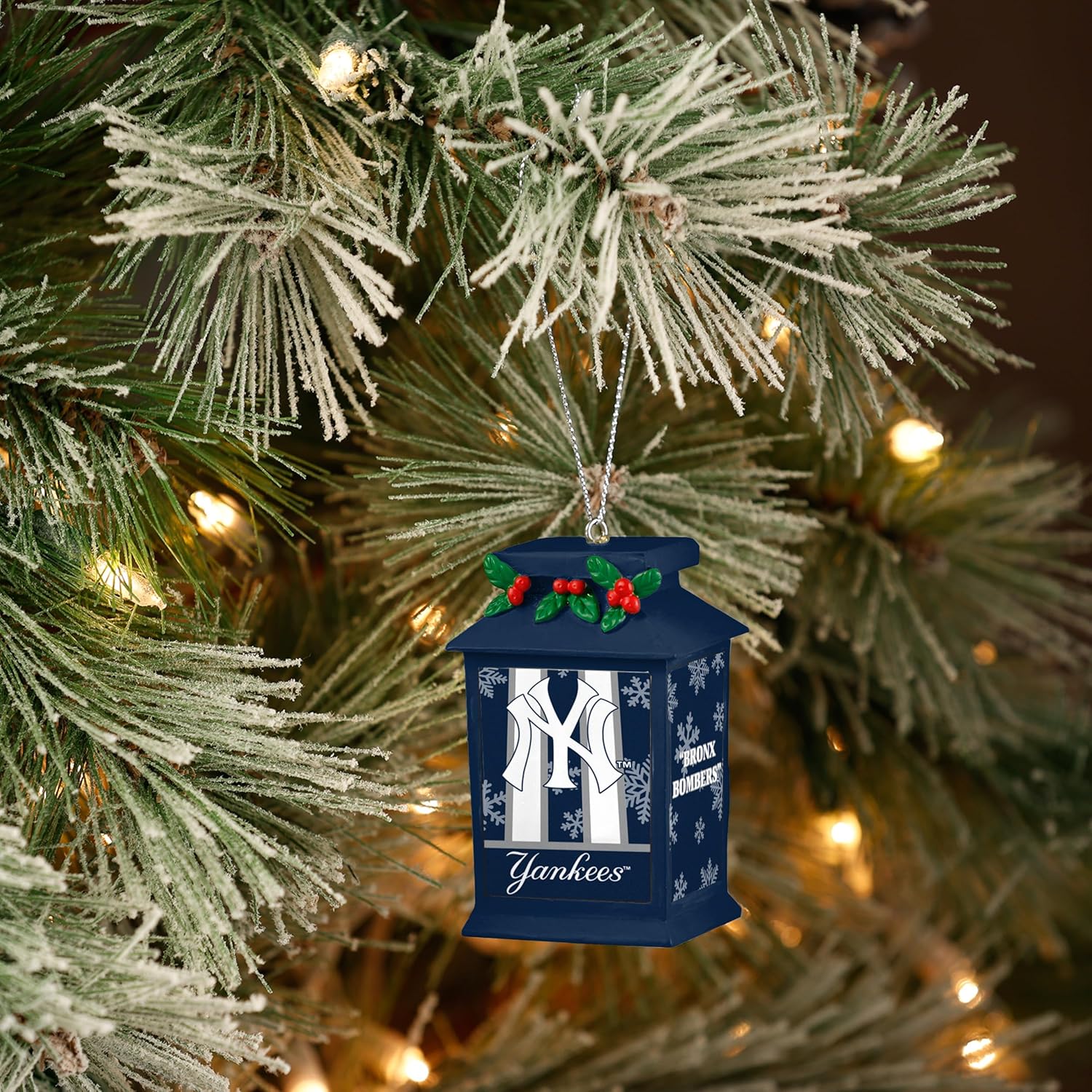 Amazon.com: FOCO - MLB Baseball Team Holiday Light Up Lantern Xmas ...
