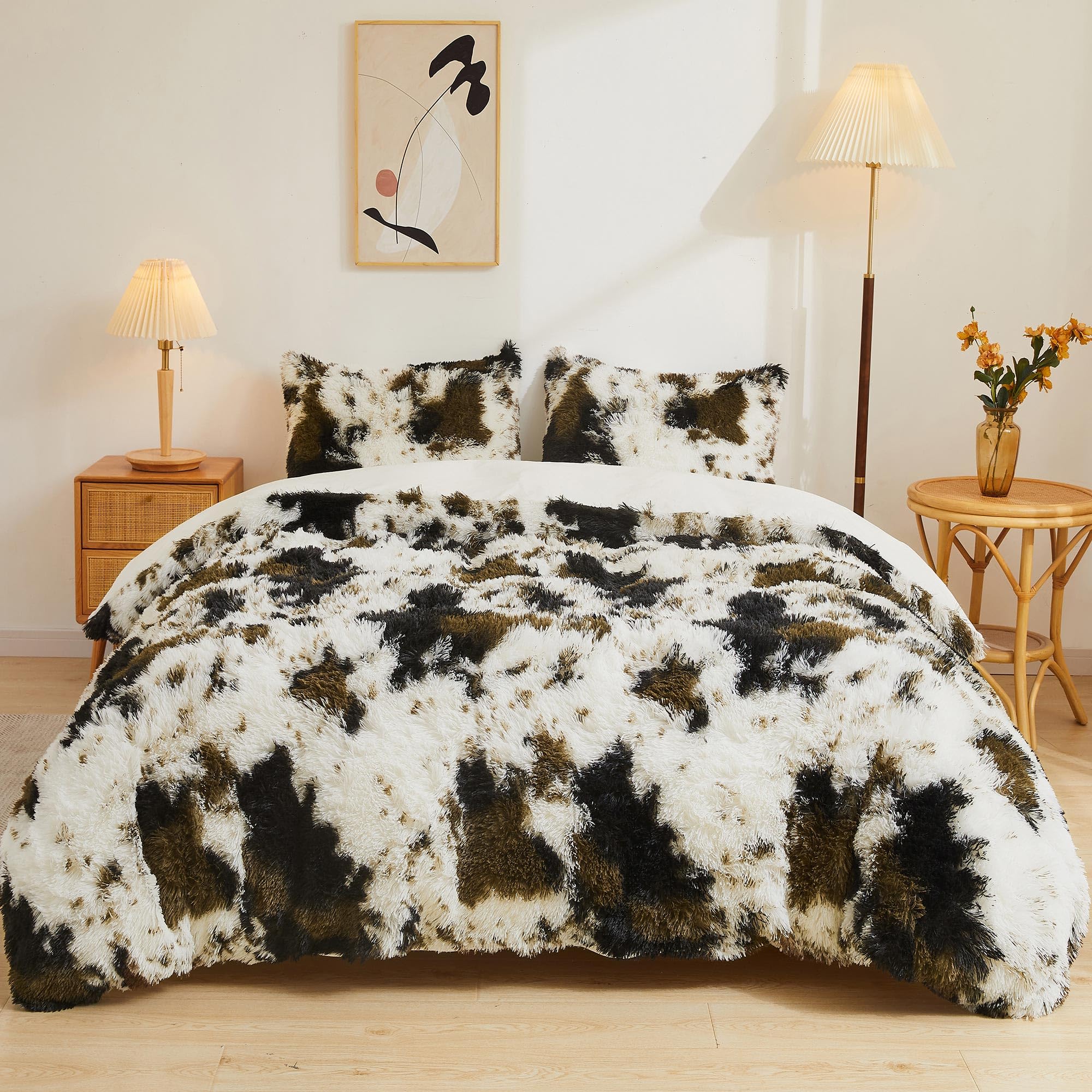 Amazon.com: LIFEREVO Luxury Cow Print Faux Fur Duvet Cover Fluffy ...