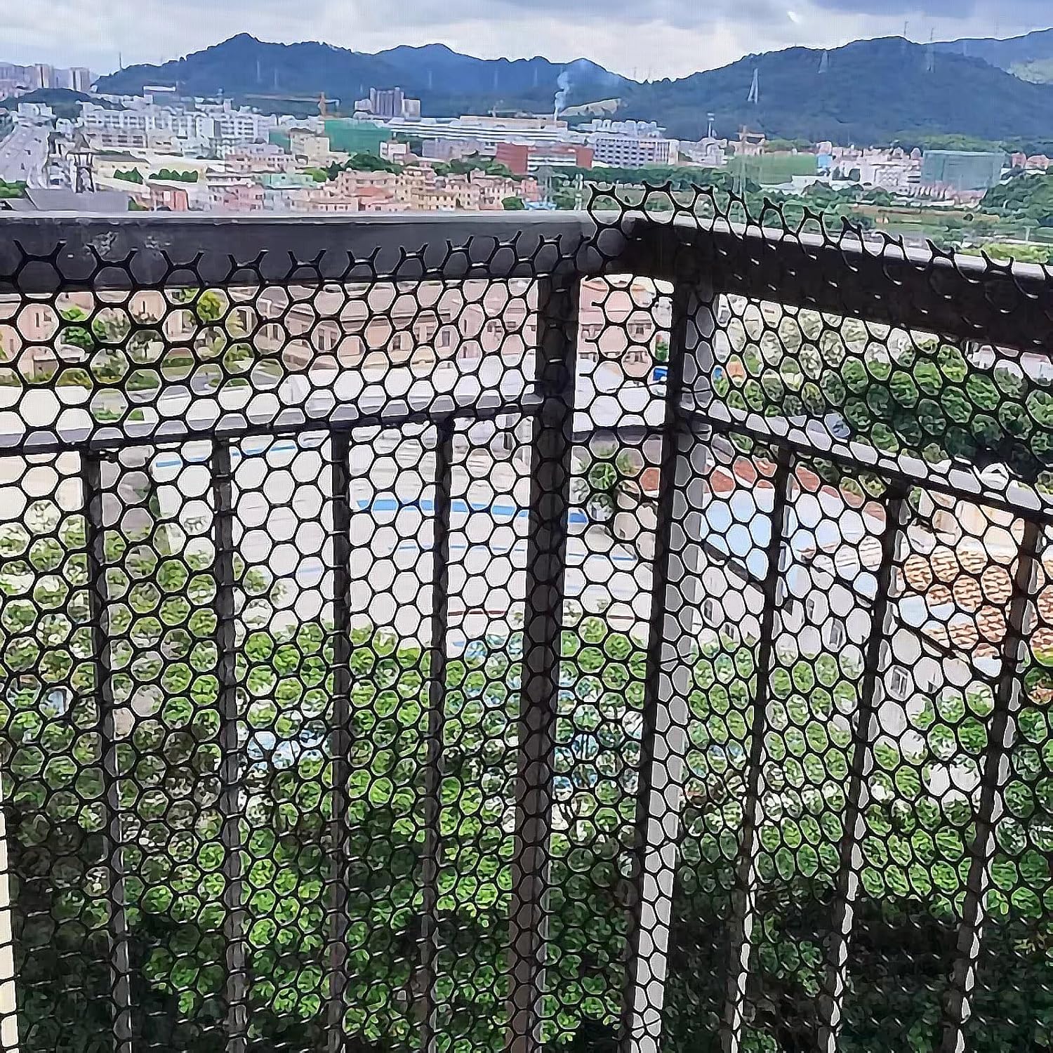Amazon.com : Black Plastic Fence Mesh for Balcony, 15.7in x 16.4ft ...