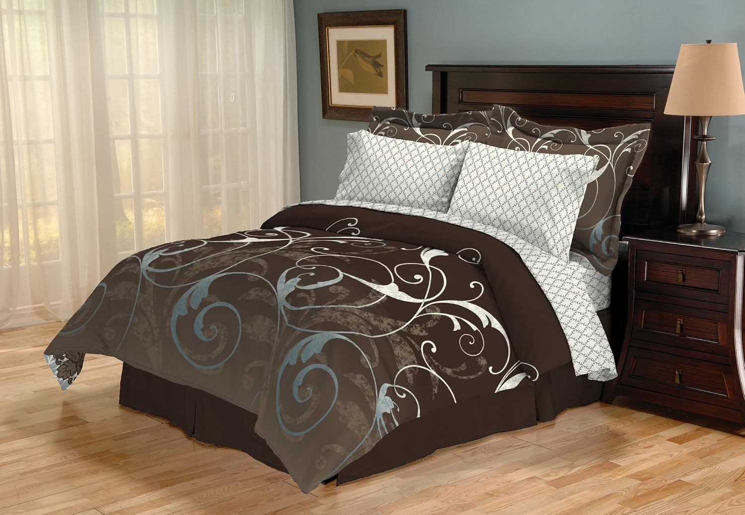 Amazon.com: Sanders Home Collection Marley Reversible 8-Piece Queen Bed ...