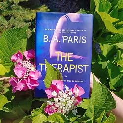 Amazon.com: The Therapist: A Novel: 9781250274120: Paris, B.A.: Books