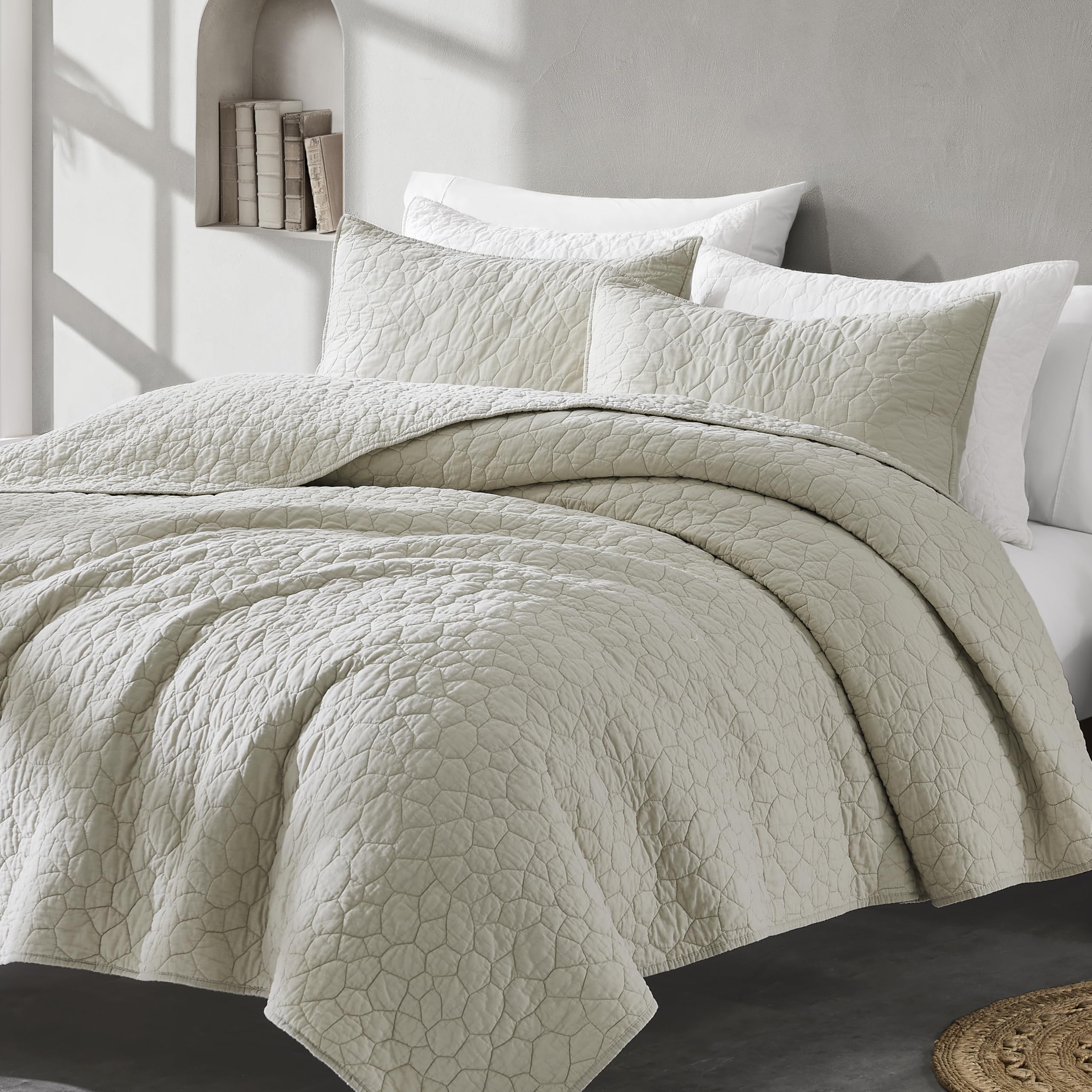 Amazon.com: R.SHARE 100% Cotton Quilt Bedding Set Twin Size Beige ...