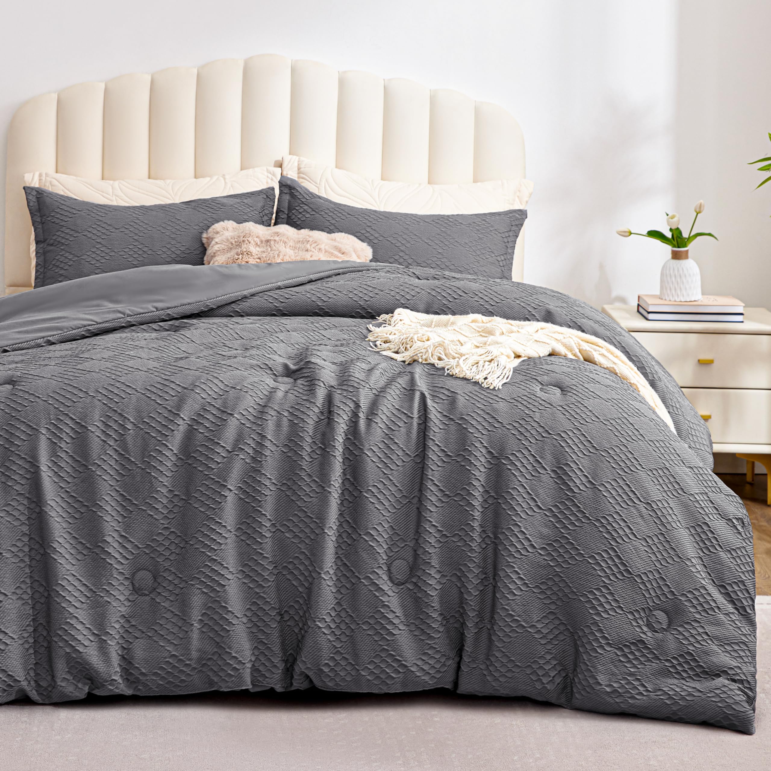Amazon.com: EXQ Home Waffle Comforter Queen Size - Super Soft Embossed ...