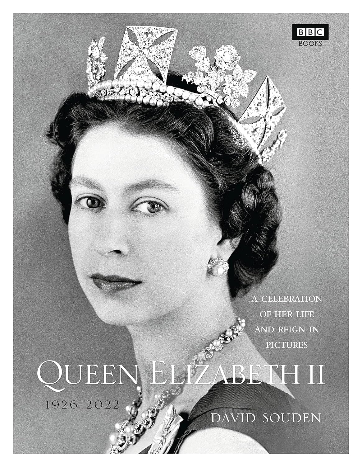 Amazon | Queen Elizabeth II: A Celebration of Her Life and Reign in ...