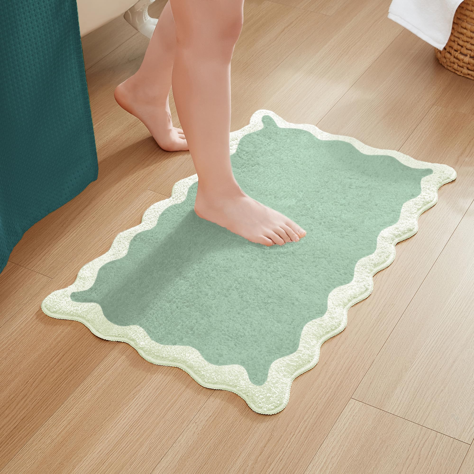 Amazon.com: MONDAY MOOSE Bath Mat with Scalloped Wavy Ripple Design ...