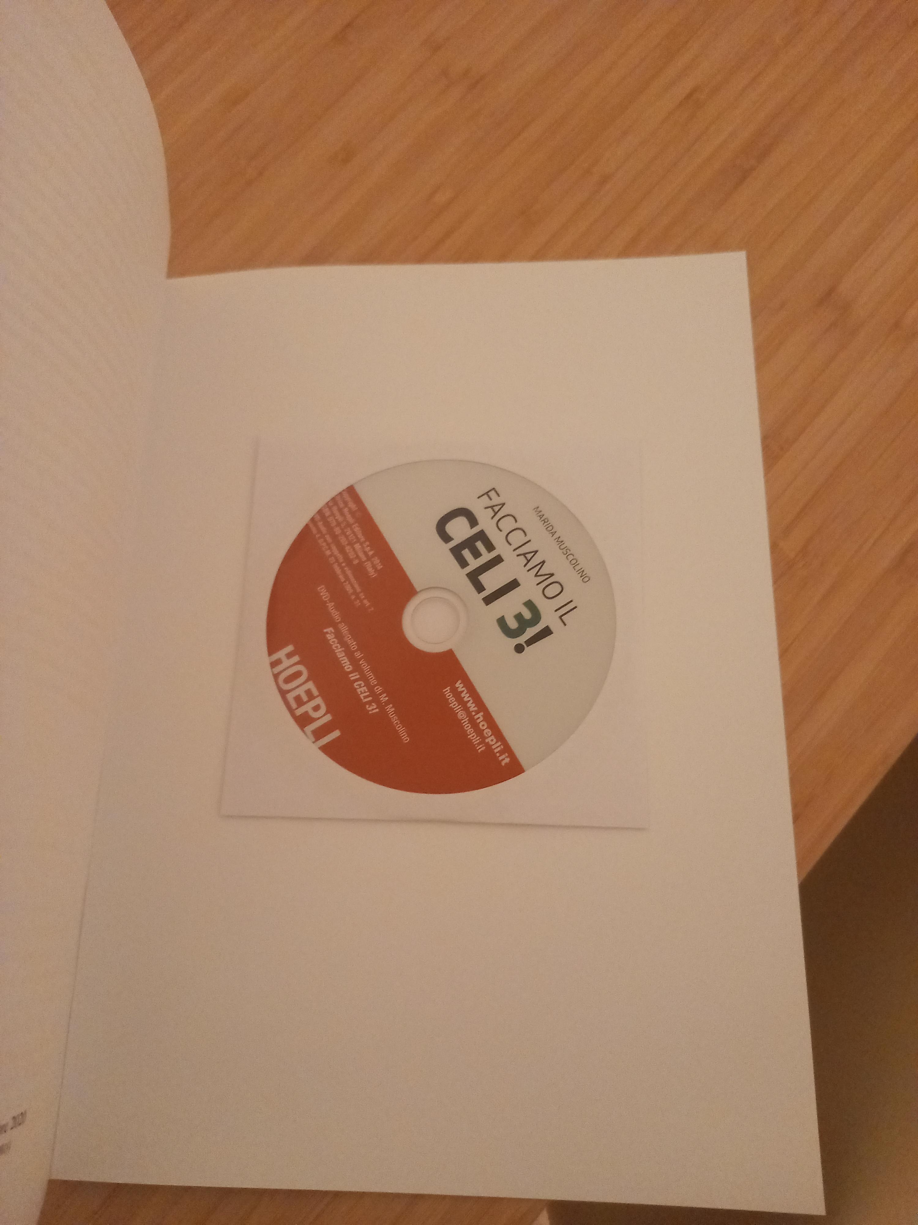 Facciamo il Celi 3! Manuale di preparazione all'esame Celi 3. Con CD ...