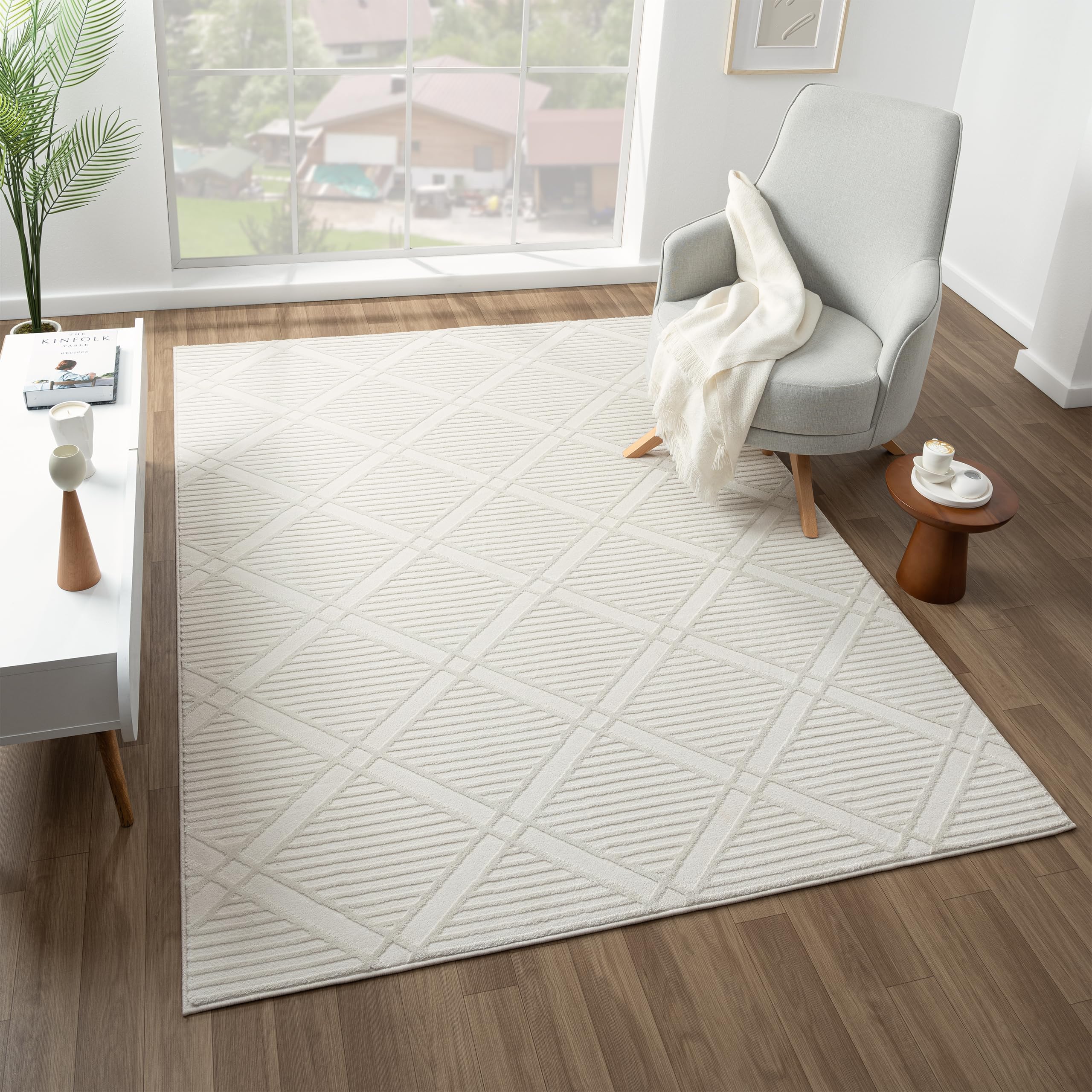 Amazon.com: LUXE WEAVERS Orion 2792 Geometric Oval Cream 5x7 Area Rug ...