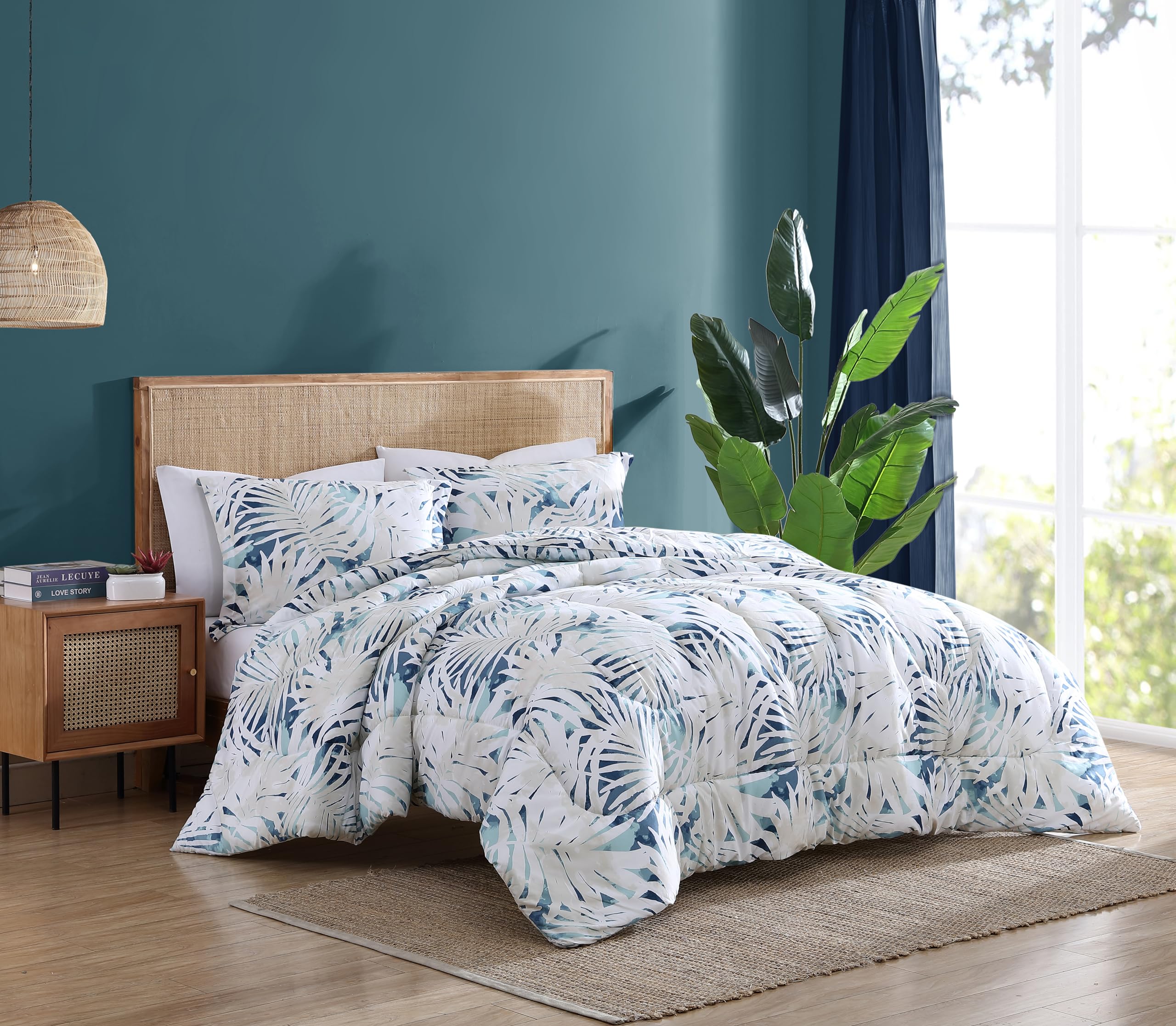 Amazon.com: CARIBBEAN JOE Full/Queen 3-Piece Comforter Set, Tropical ...