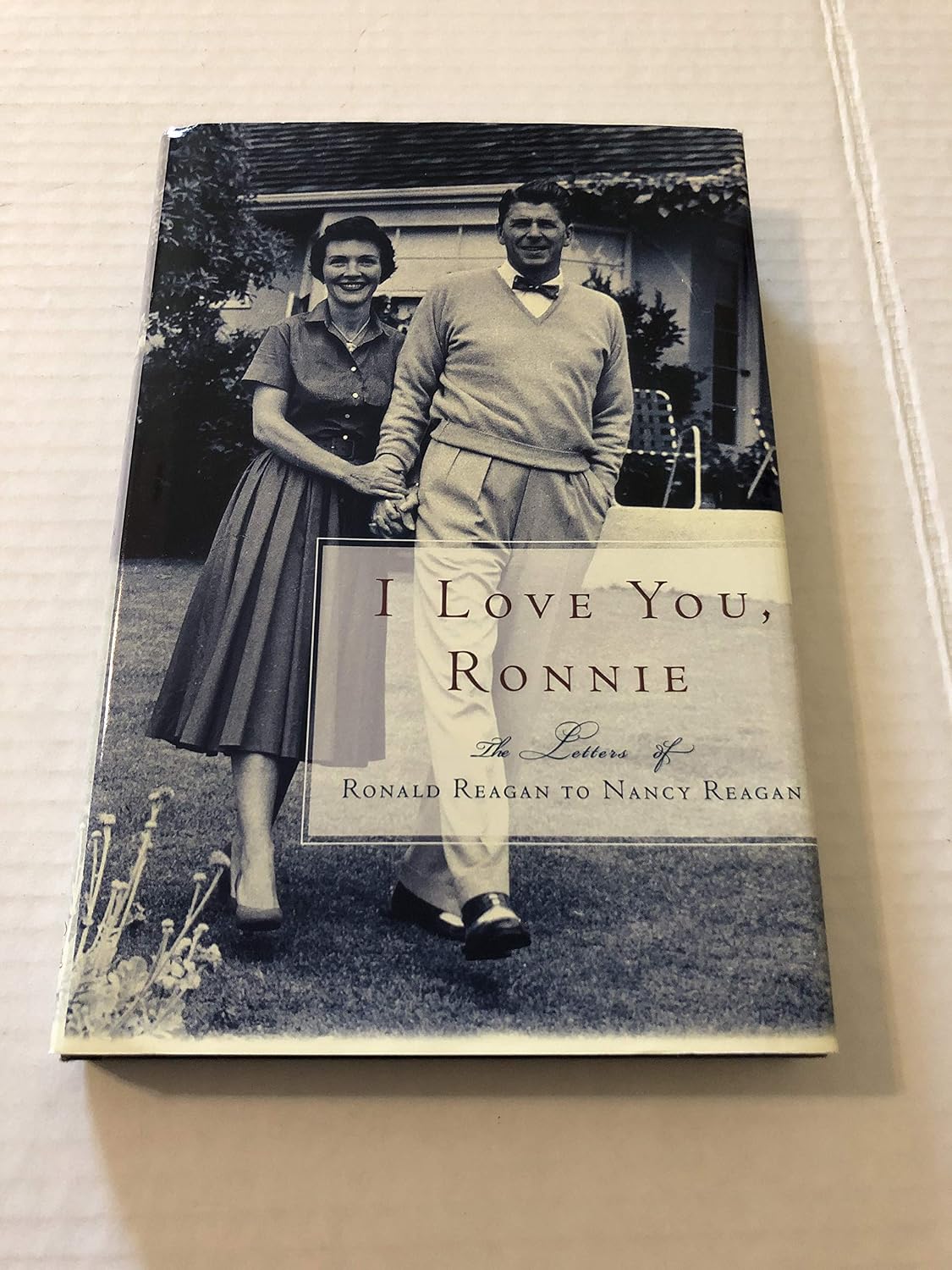 Amazon.com: I Love You, Ronnie: The Letters of Ronald Reagan to Nancy ...