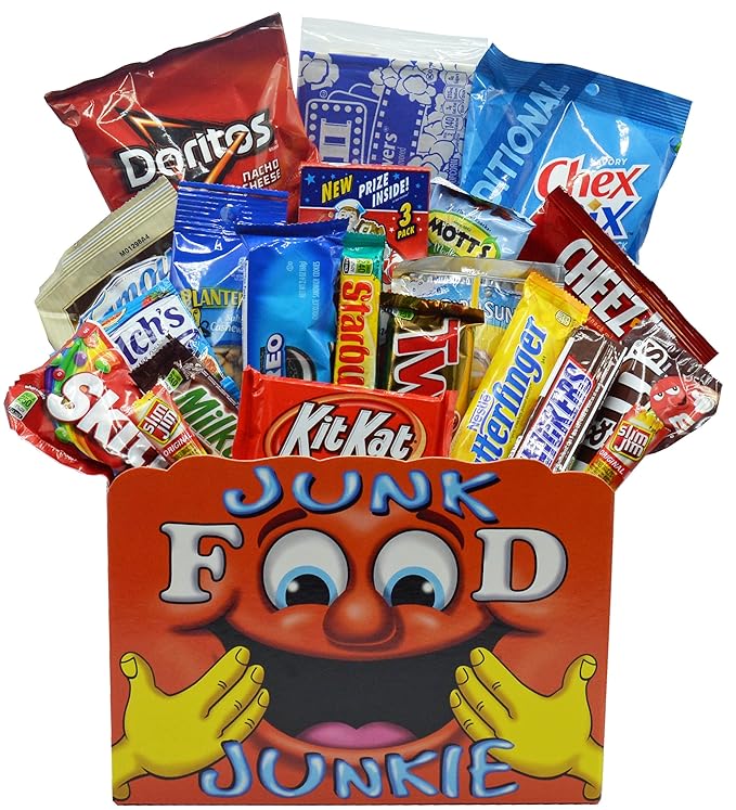 Amazon.com : Junk Food Junkie Snack Food Gift Basket : Gourmet Snacks ...
